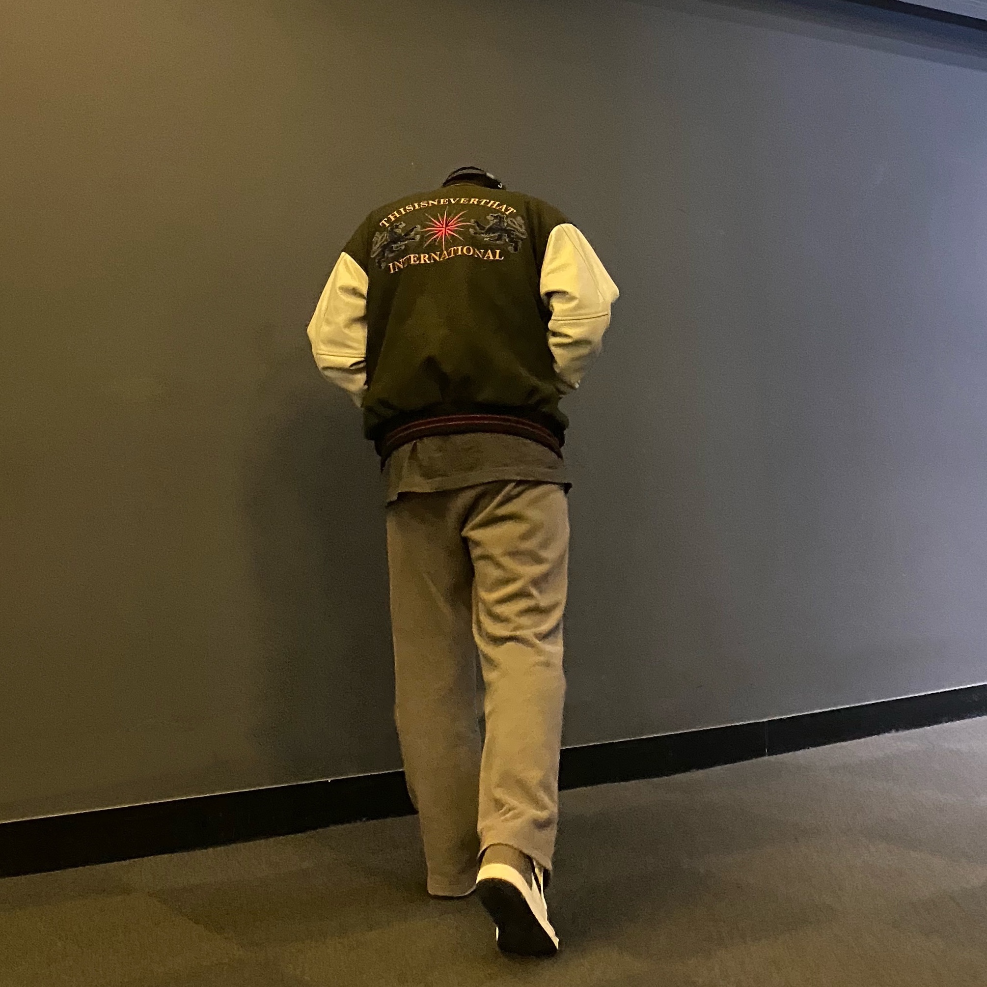 김도천 (@do1002_) 님의 게시물 | KREAM