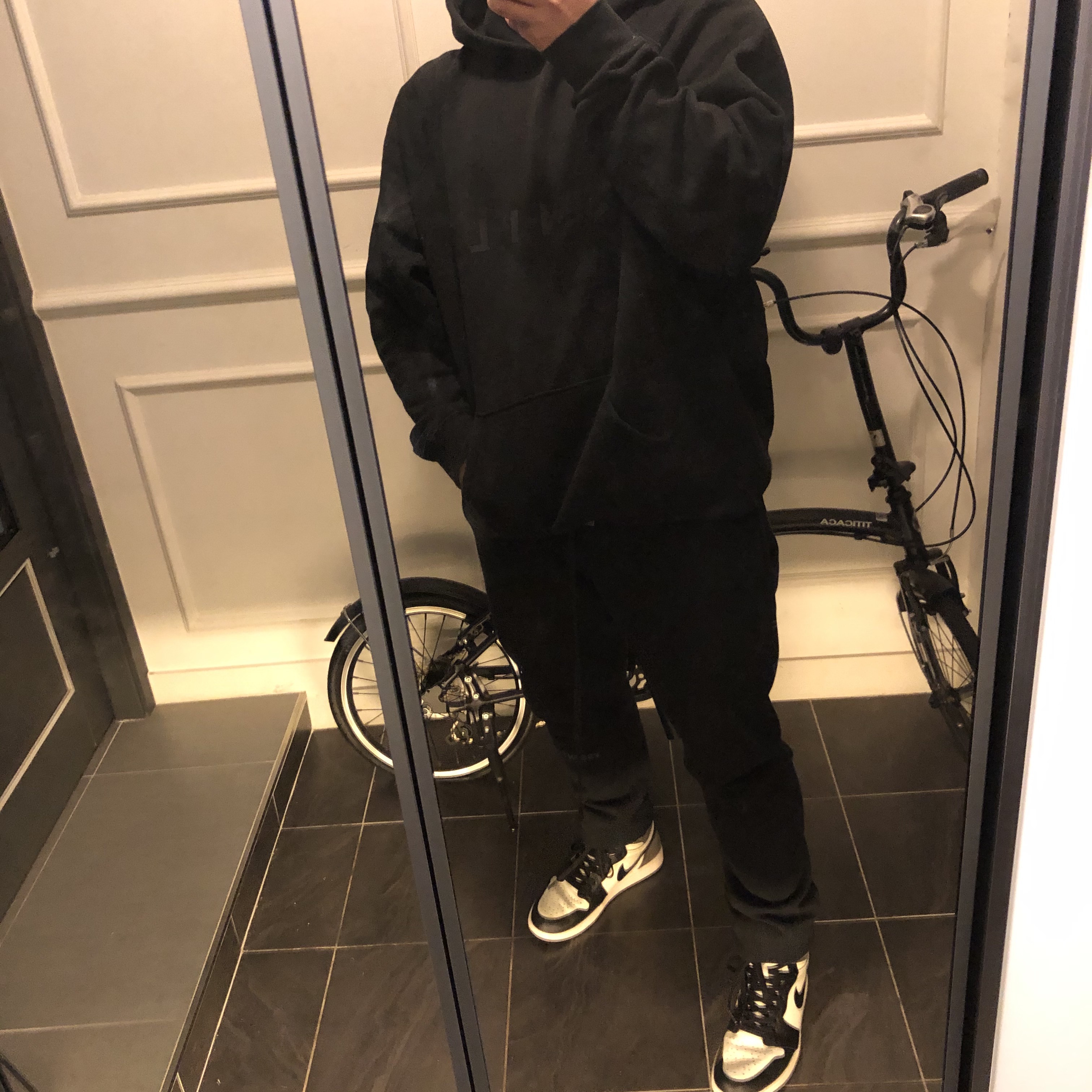 나코탭매니아 (@yzyzyz) 님의 게시물 | KREAM