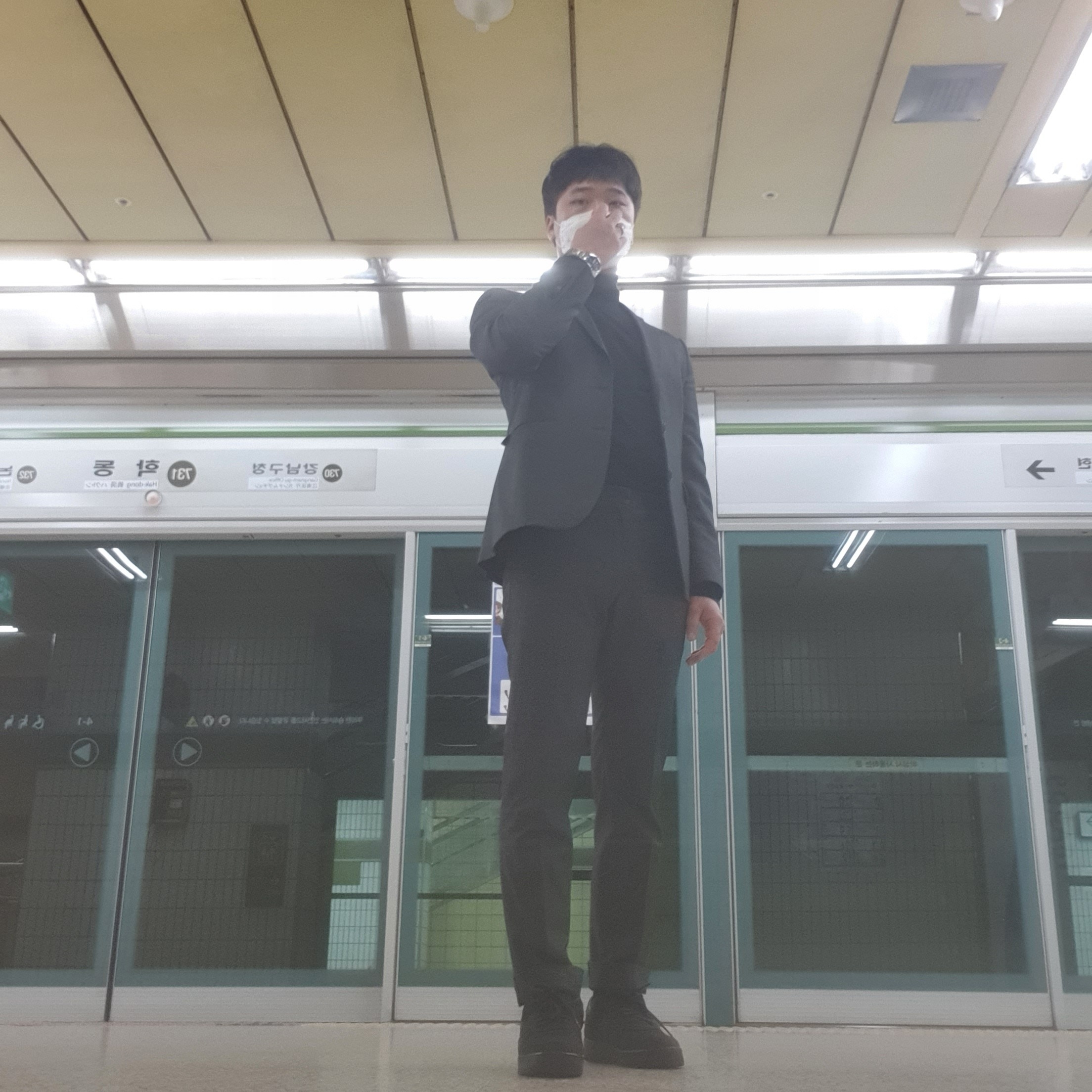 조던 (@jordan) 님의 게시물 | KREAM