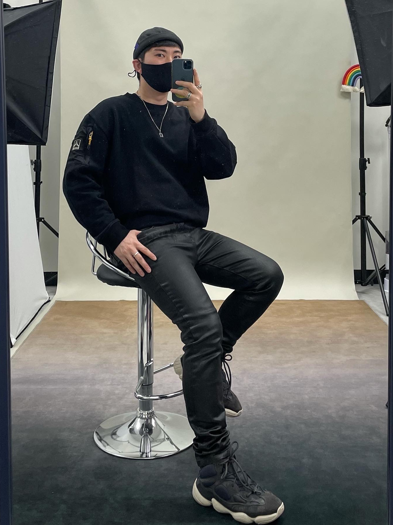 Y.M.Y (@y_moon_y) 님의 게시물 | KREAM