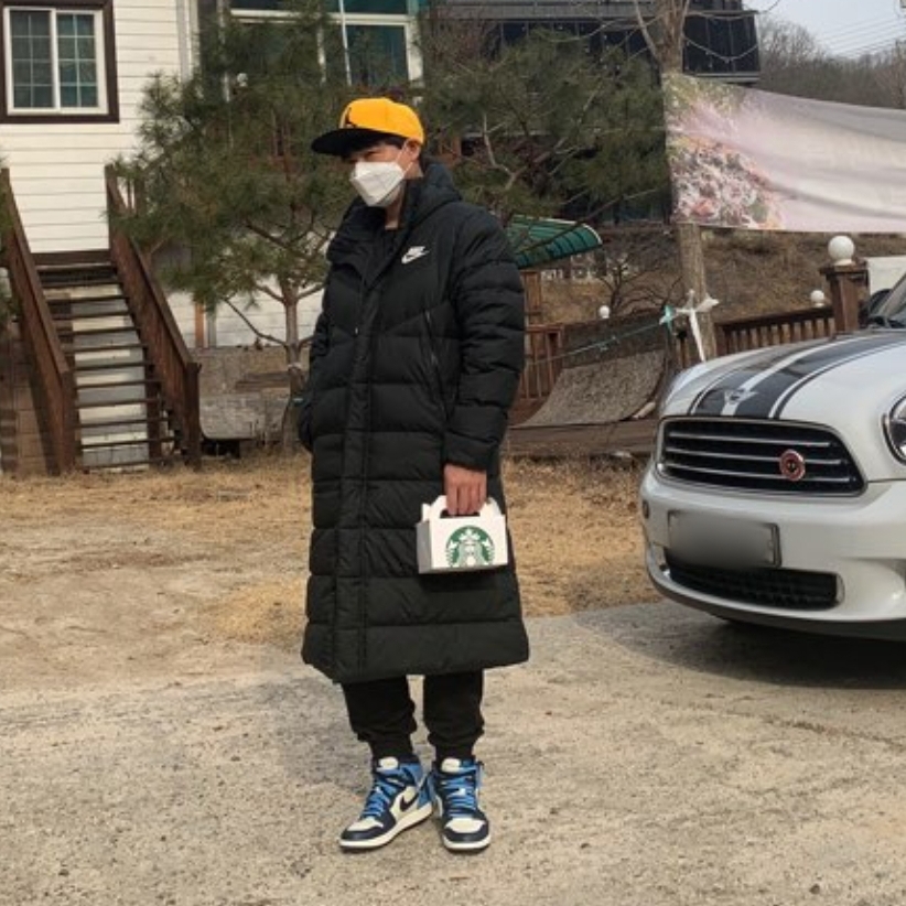 군써니 (@goonsun) 님의 게시물 | KREAM