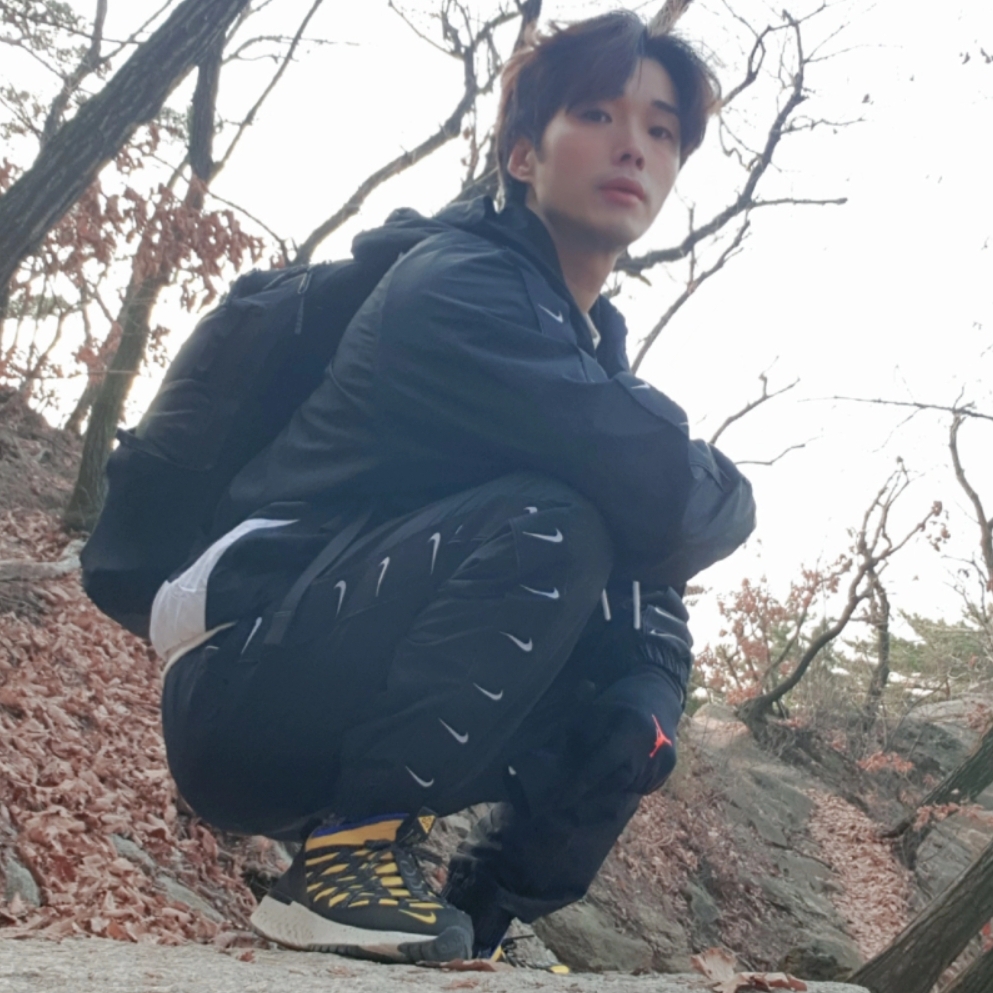 현종 (@hyun_iong1980) 님의 게시물 | KREAM