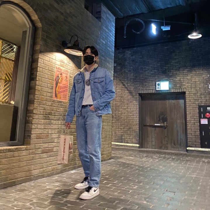 구불출 (@siwan) 님의 게시물 | KREAM