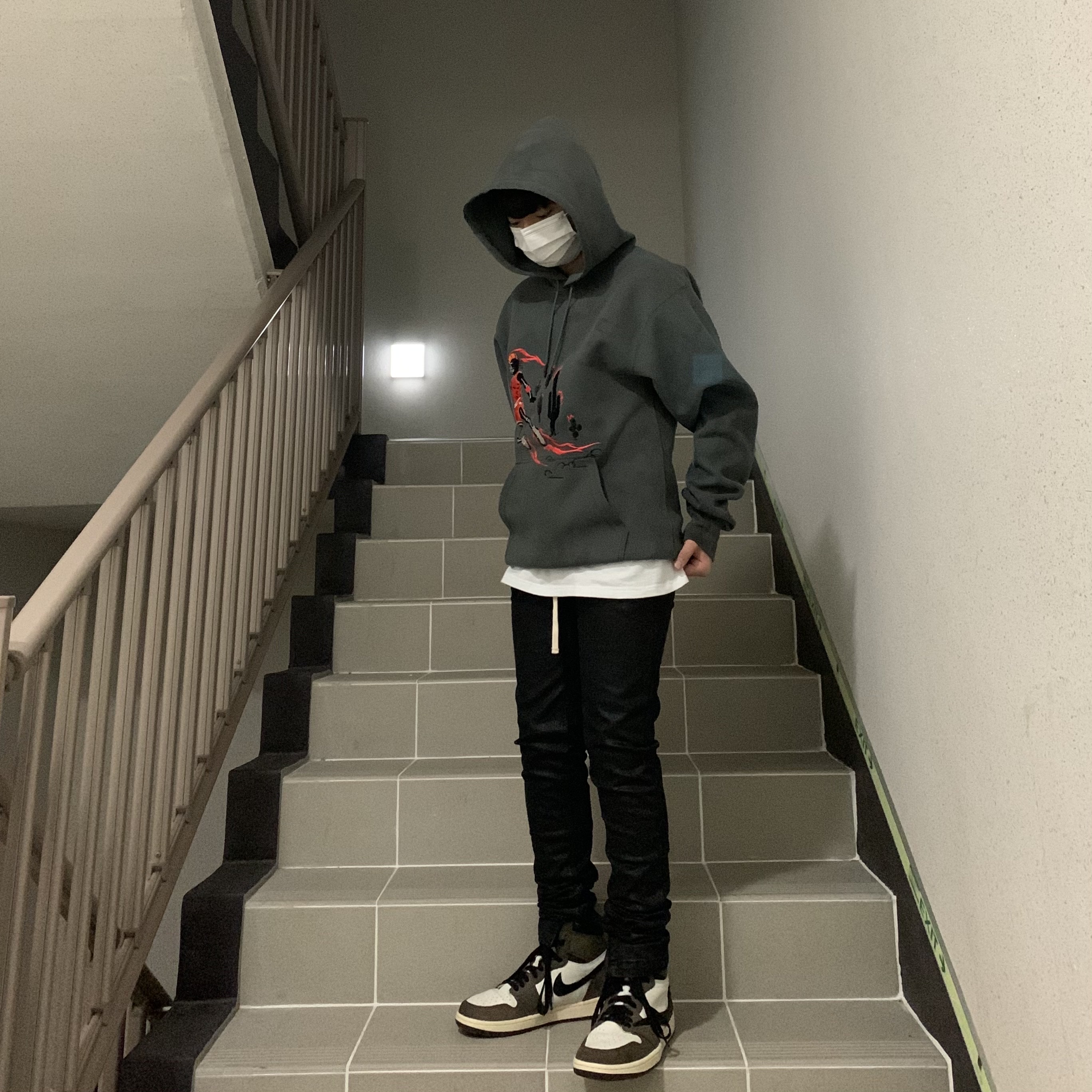 알랑방구 (@y0eaj6un) 님의 게시물 | KREAM