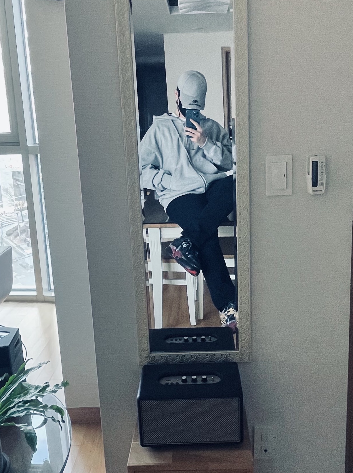 리레이스 (@rerace) 님의 게시물 | KREAM