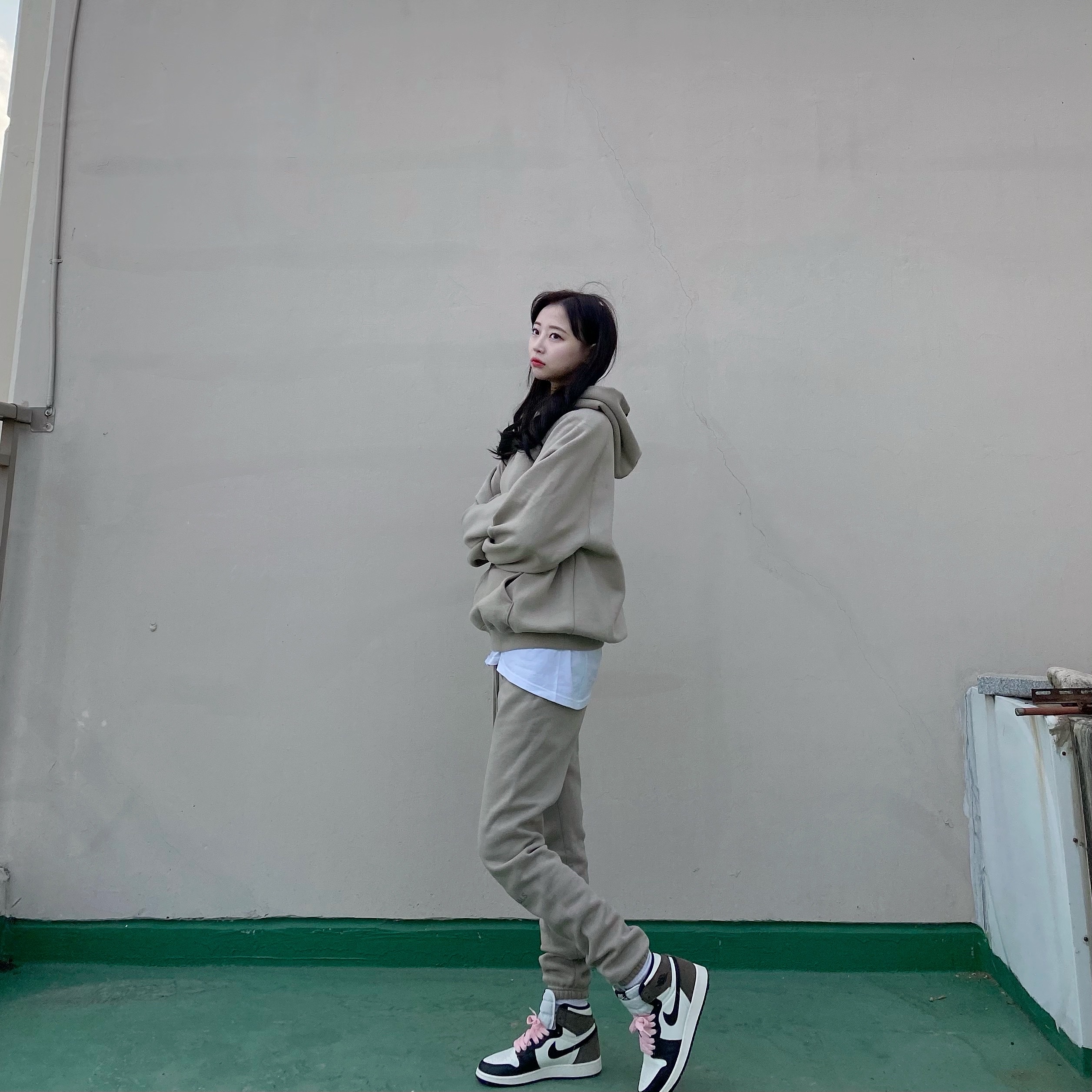 (@s2_heevely_s2) 님의 게시물 | KREAM