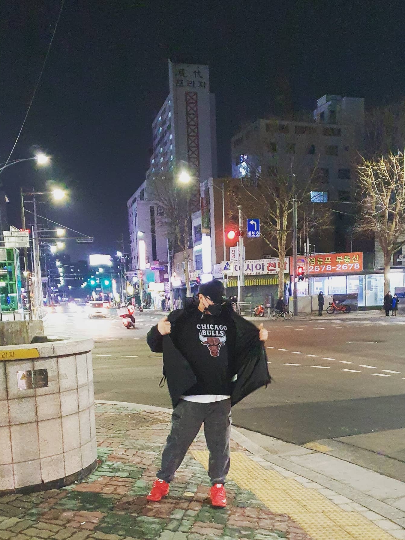 럽디베베 (@dooho14) 님의 게시물 | KREAM