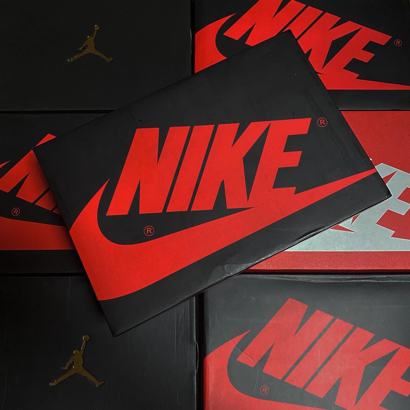 김창헌 (@badbabyloooo) 님의 게시물 | KREAM