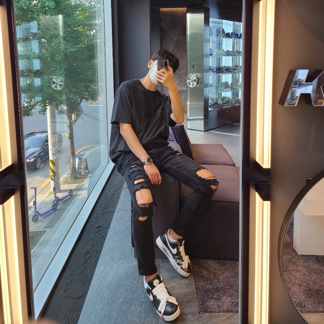 조던못신는친구 (@jj__dd__) 님의 게시물 | KREAM