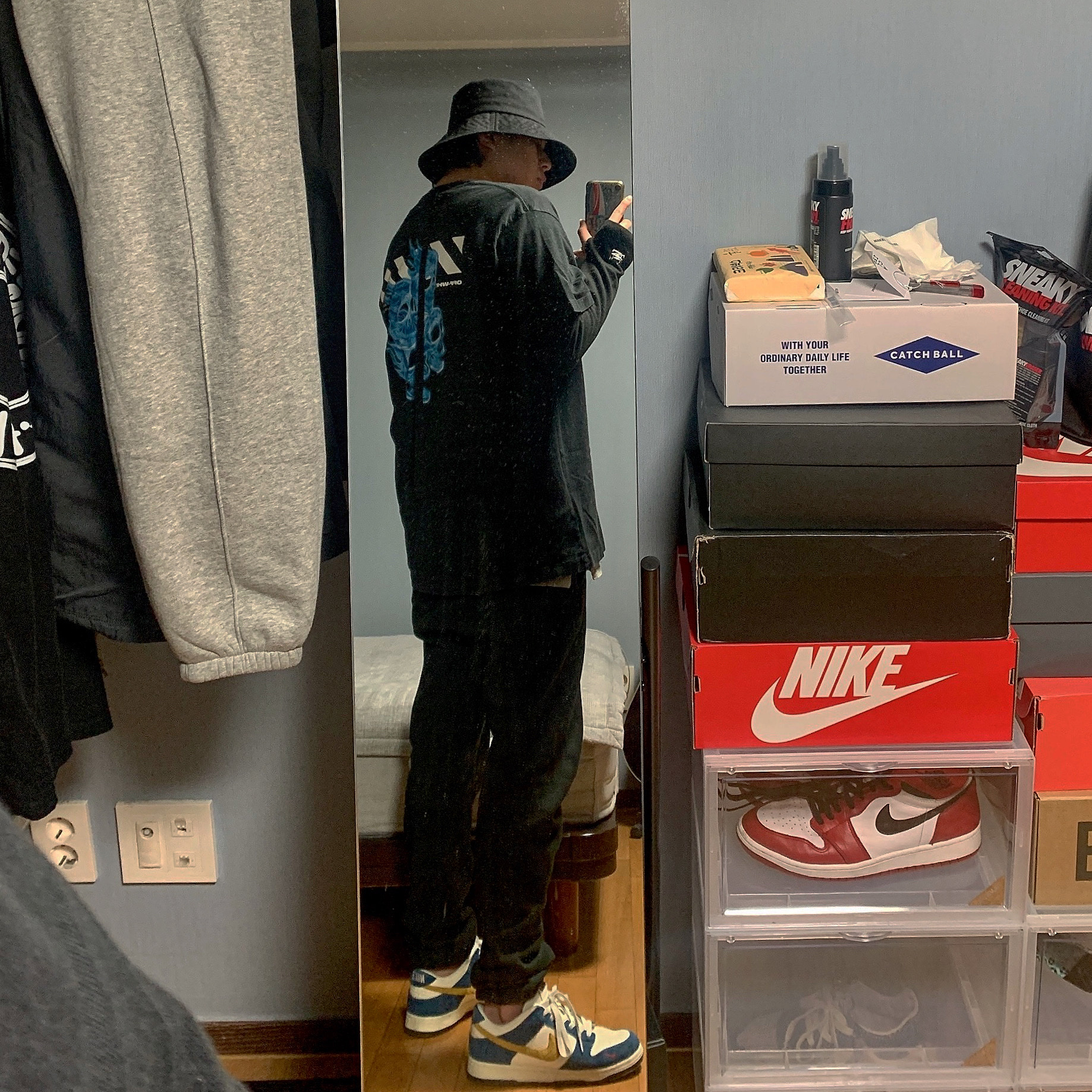 윤두환 (@doo_thless) 님의 게시물 | KREAM