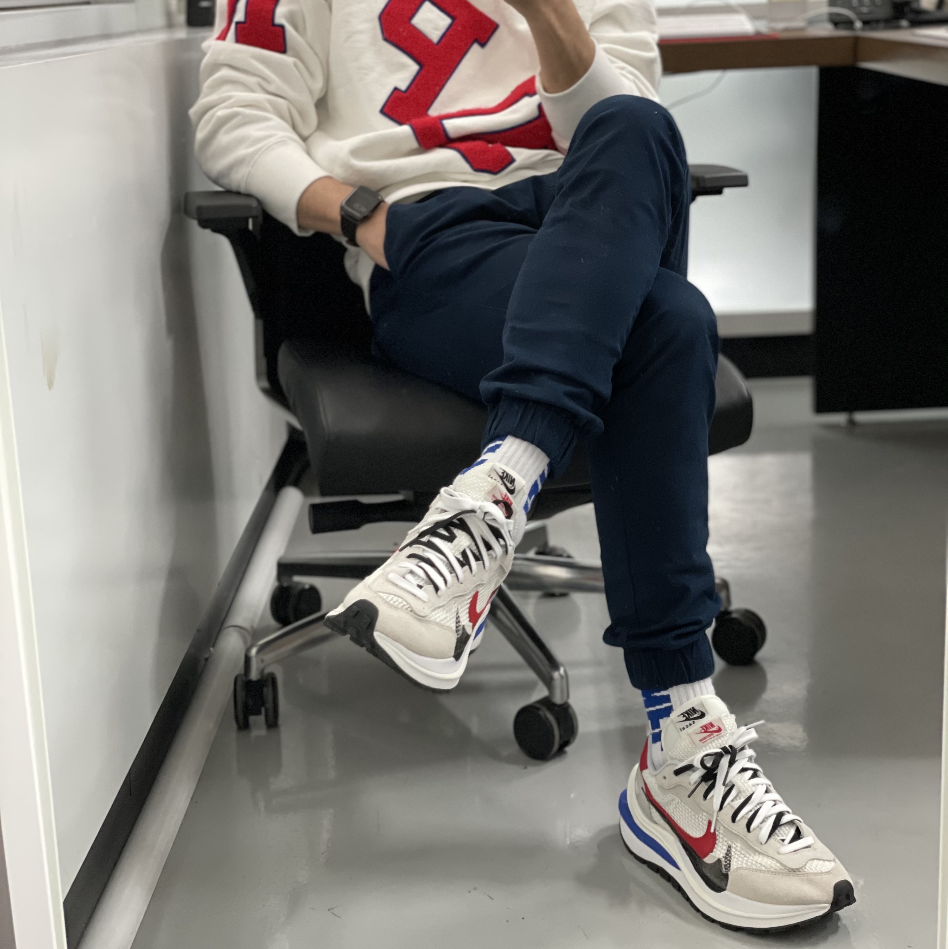 제란 (@zerran) 님의 게시물 | KREAM