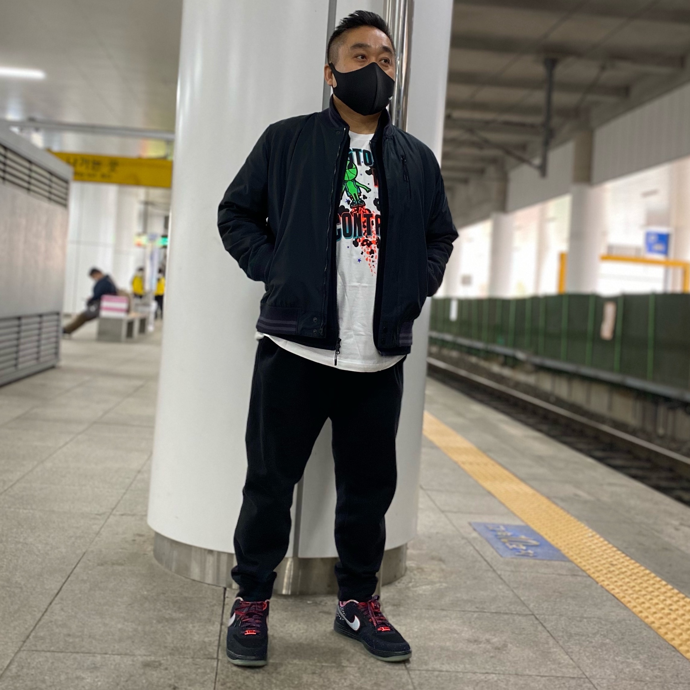 슈팅흠 (@air13) 님의 게시물 | KREAM