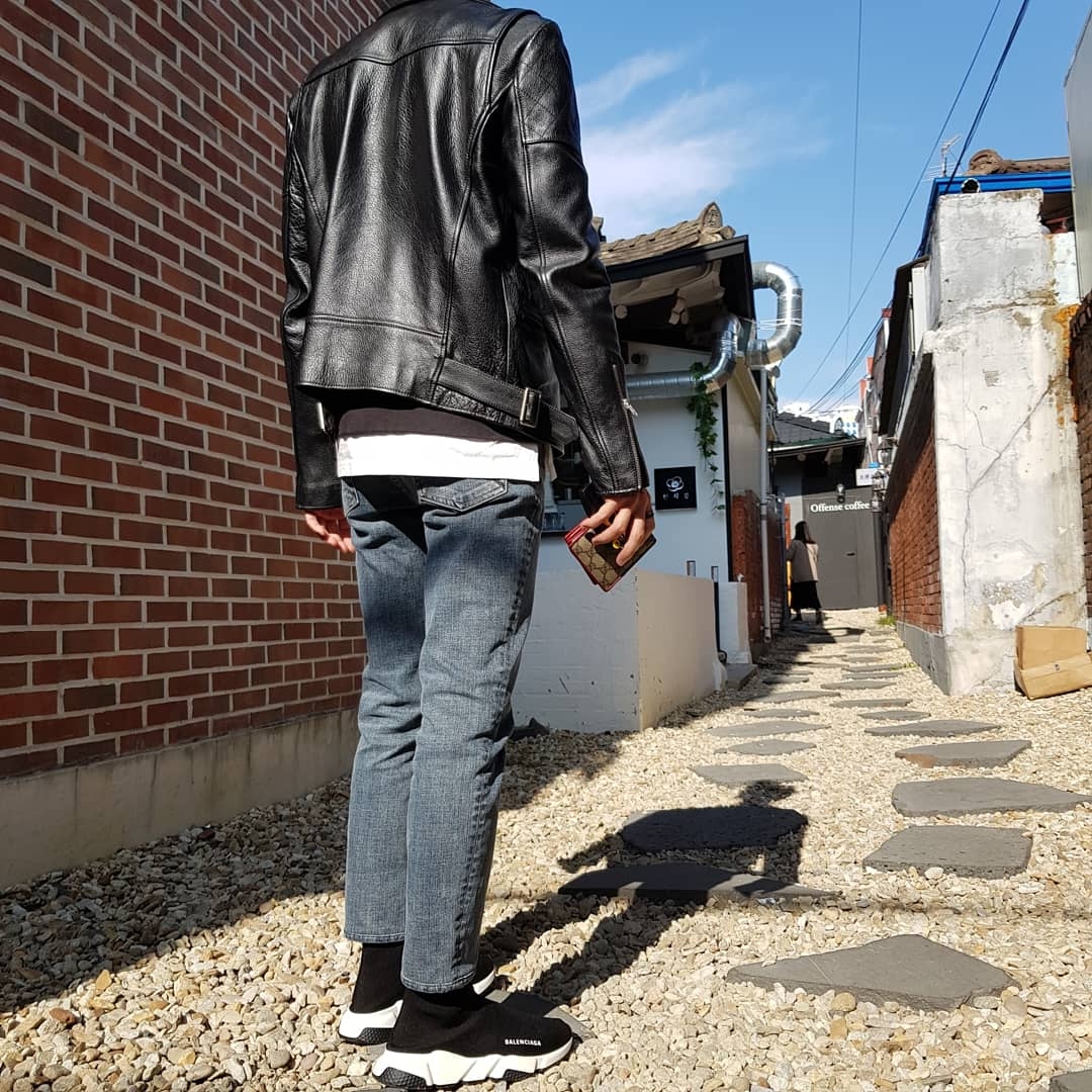 HEE (@heeeee) 님의 게시물 | KREAM