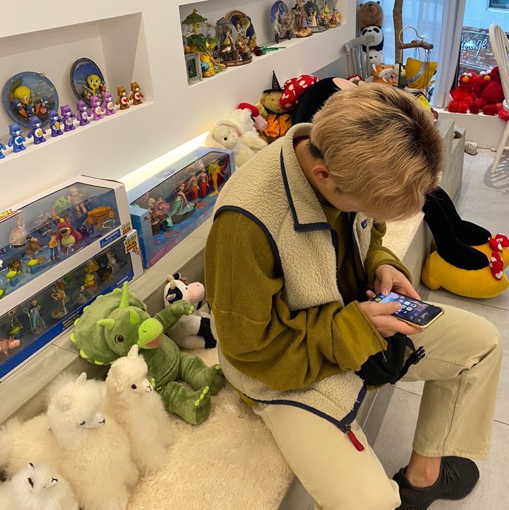 난바 (@osaka) 님의 게시물 | KREAM