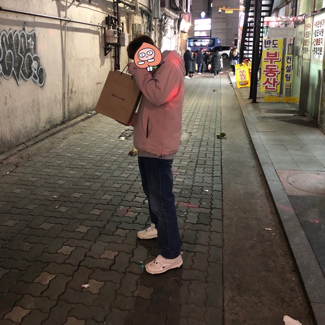 윤또이 (@ohhhhhh) 님의 게시물 | KREAM