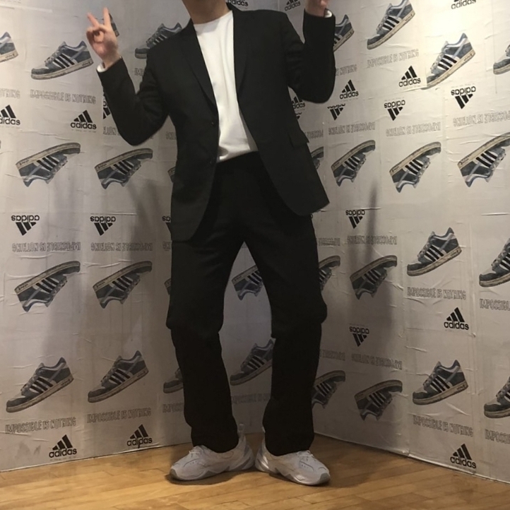 jjjj (@jneomc) 님의 게시물 | KREAM