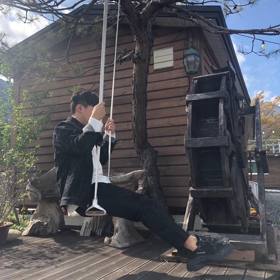 난바 (@osaka) 님의 게시물 | KREAM