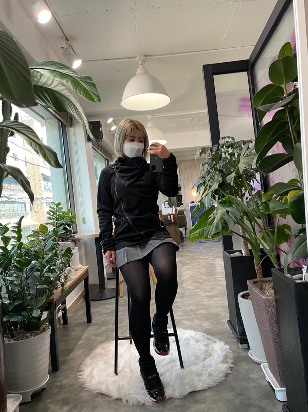 instagram: r... (@yu6572) 님의 게시물 | KREAM