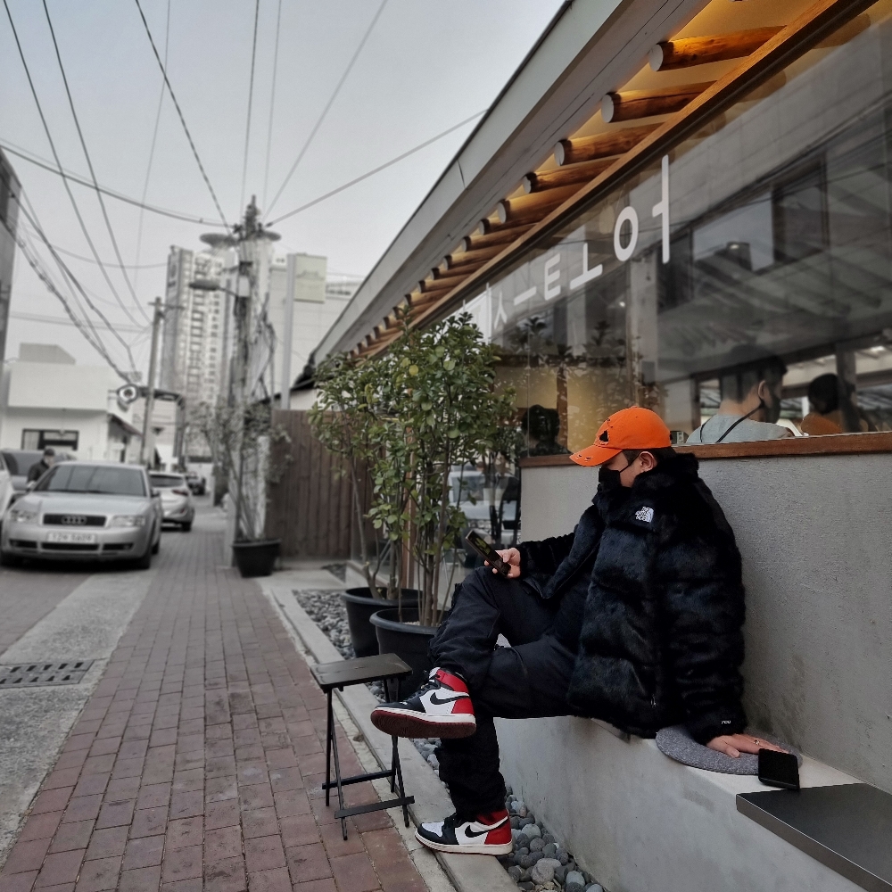 bum (@kim_0_bum) 님의 게시물 | KREAM