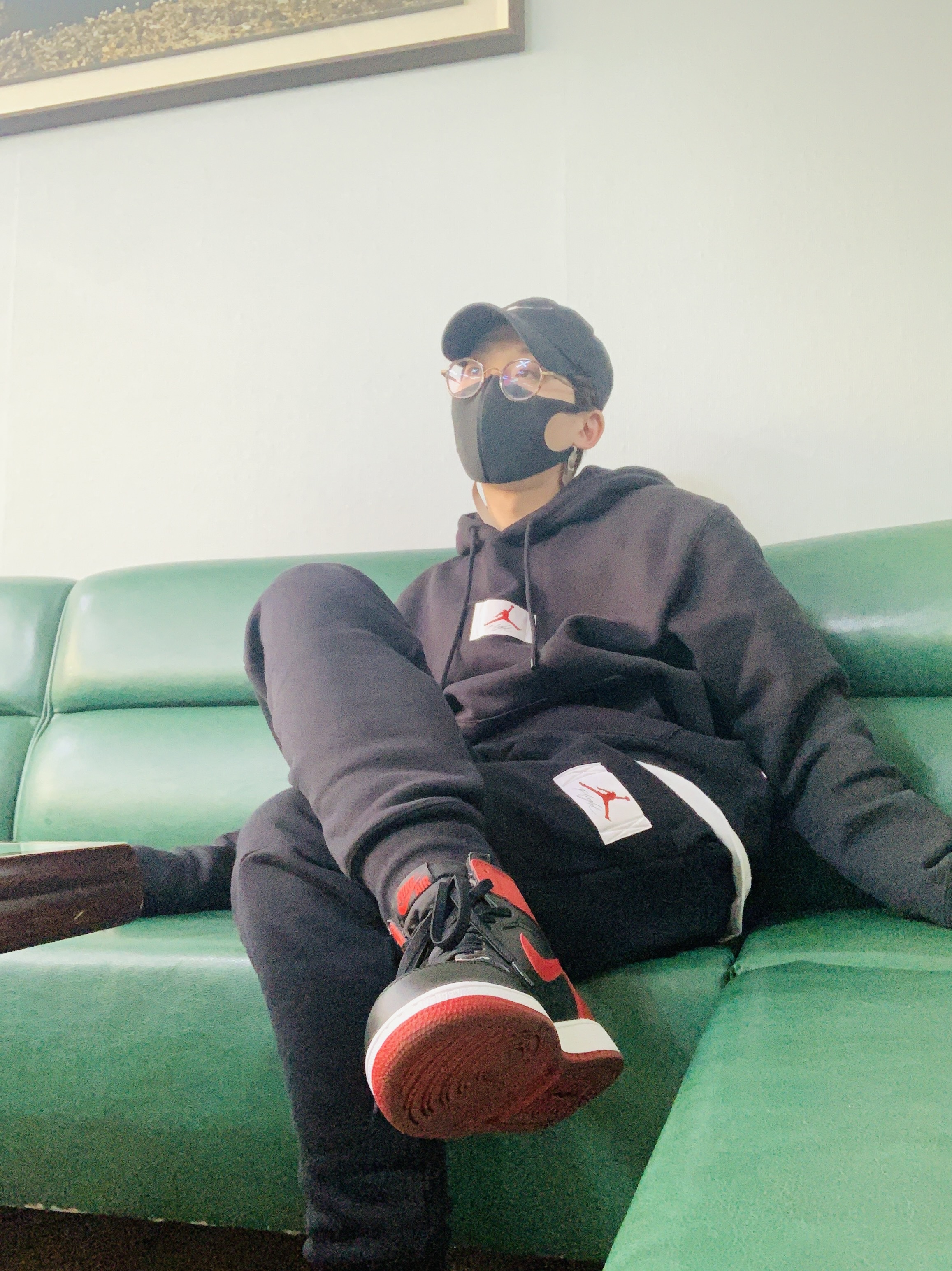 ️건지 (@conchoco) 님의 게시물 | KREAM