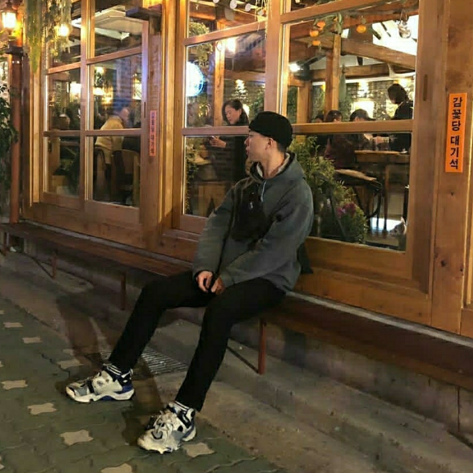 조규현 (@gyeon_2y) 님의 게시물 | KREAM