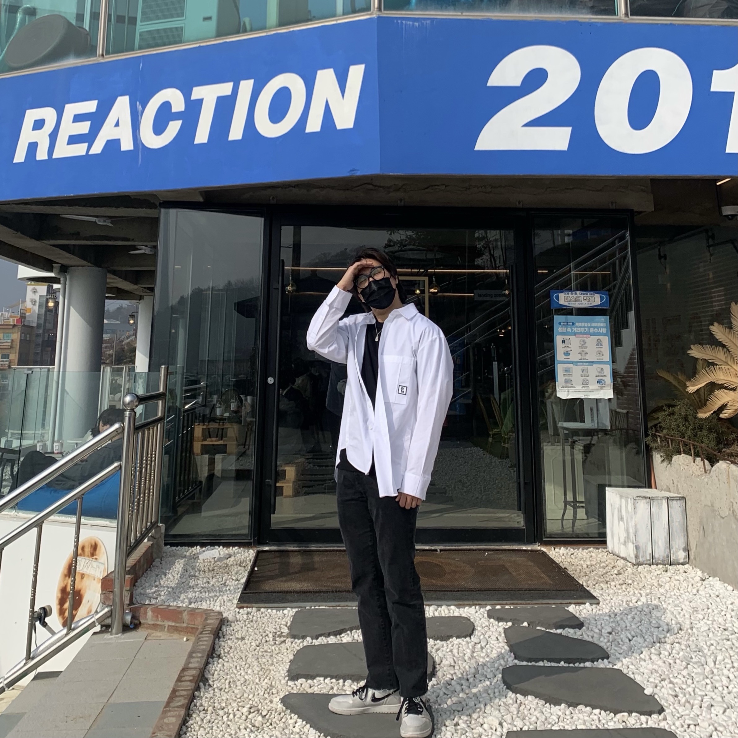 hoo (@hoo._.j) 님의 게시물 | KREAM