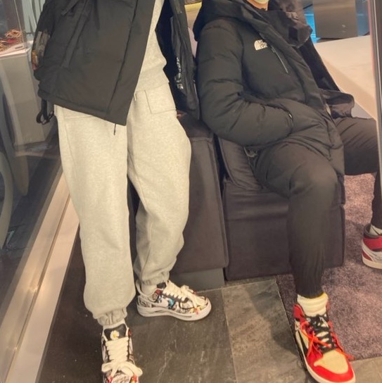 난바 (@osaka) 님의 게시물 | KREAM