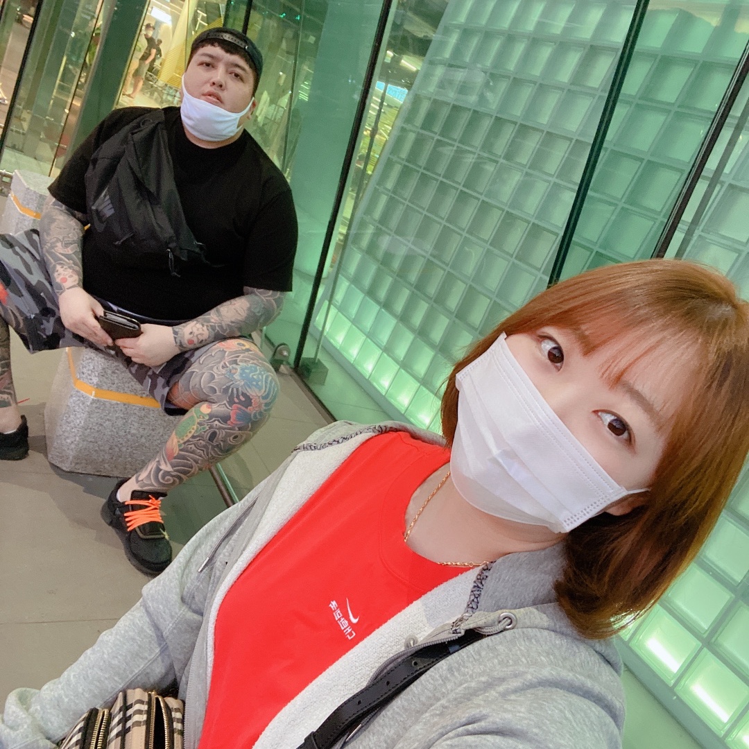 곰대장 (@ssang_gom) 님의 게시물 | KREAM