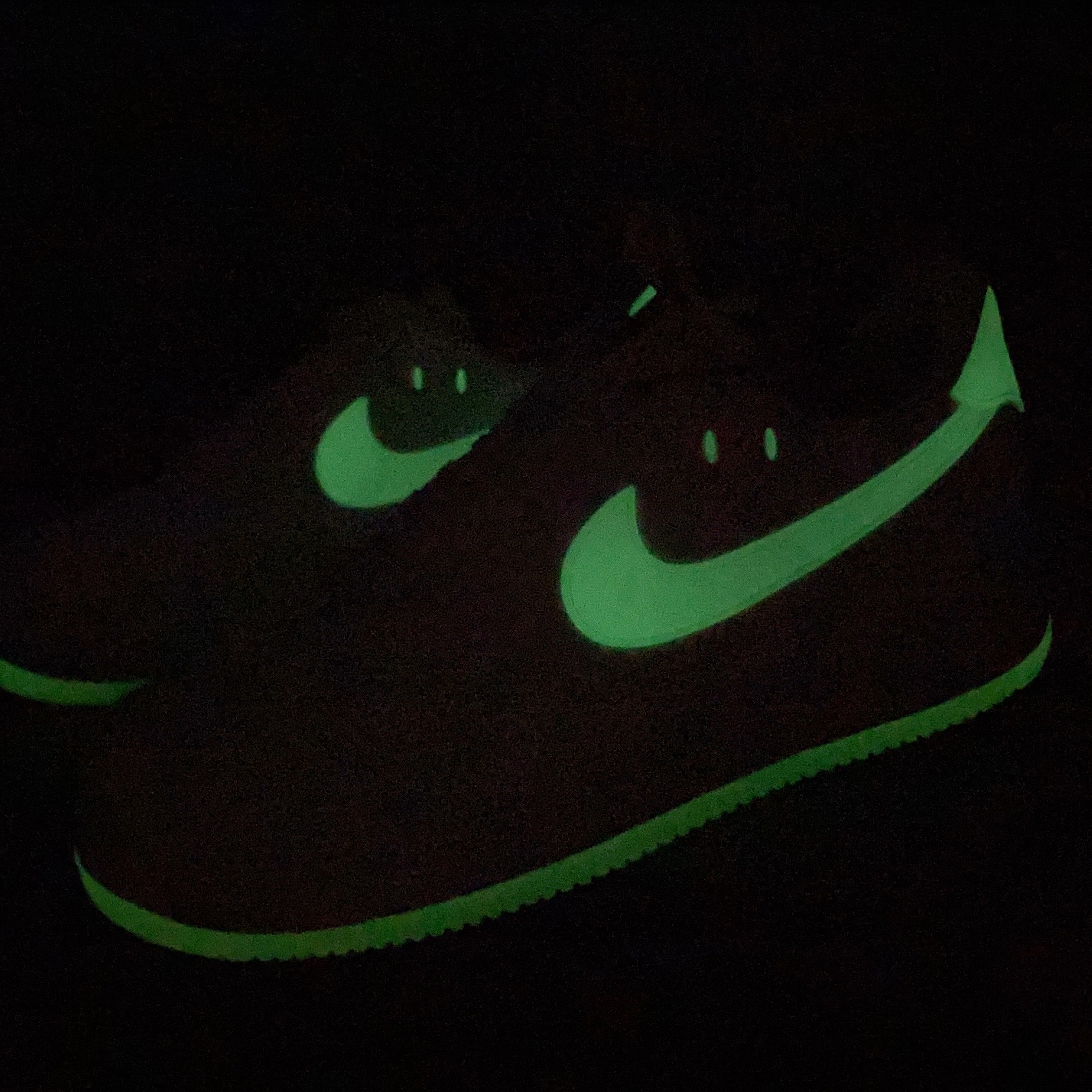 E.B (@silver_ship) 님의 게시물 | KREAM