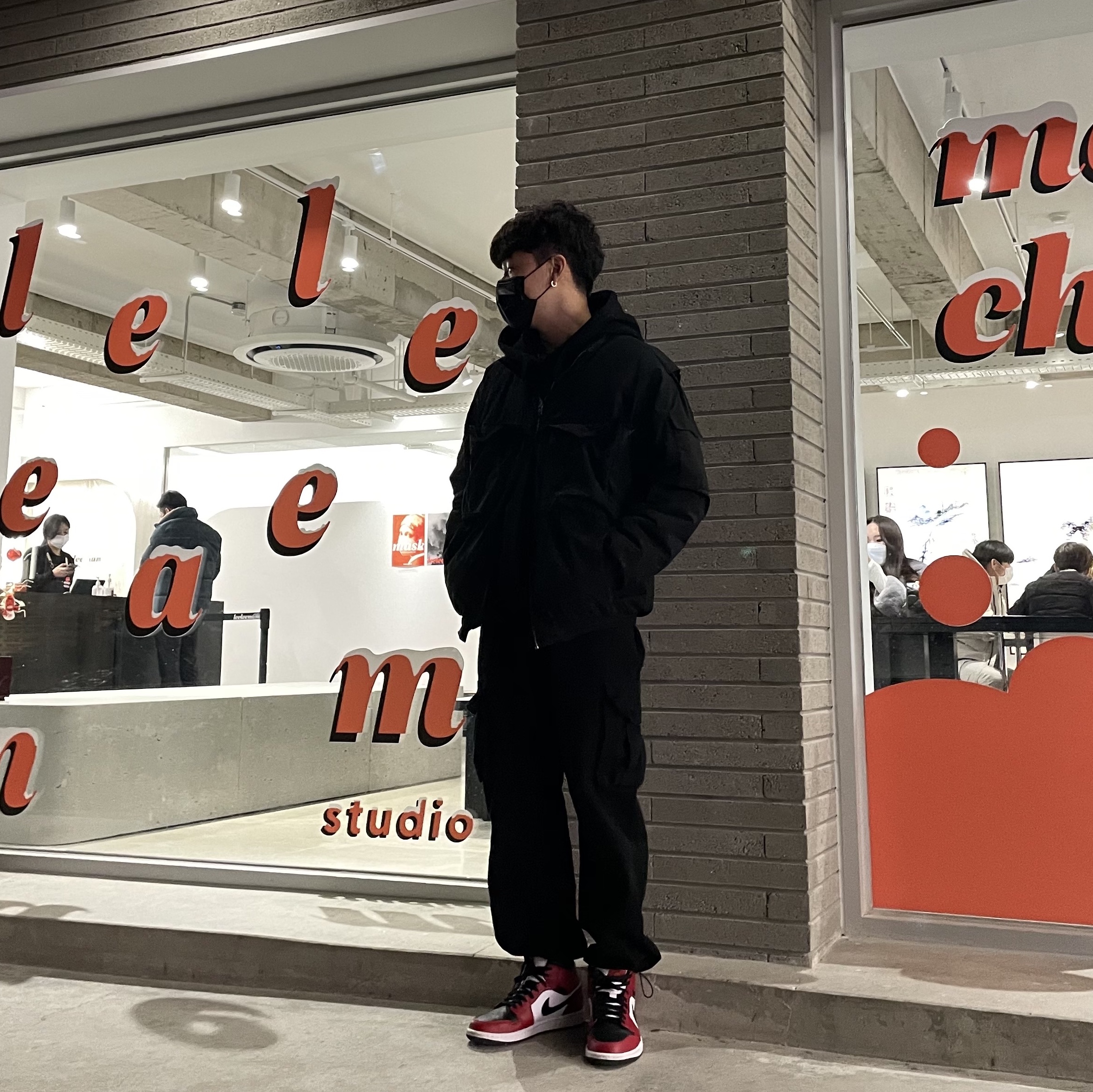 망수 (@h__rapael__) 님의 게시물 | KREAM