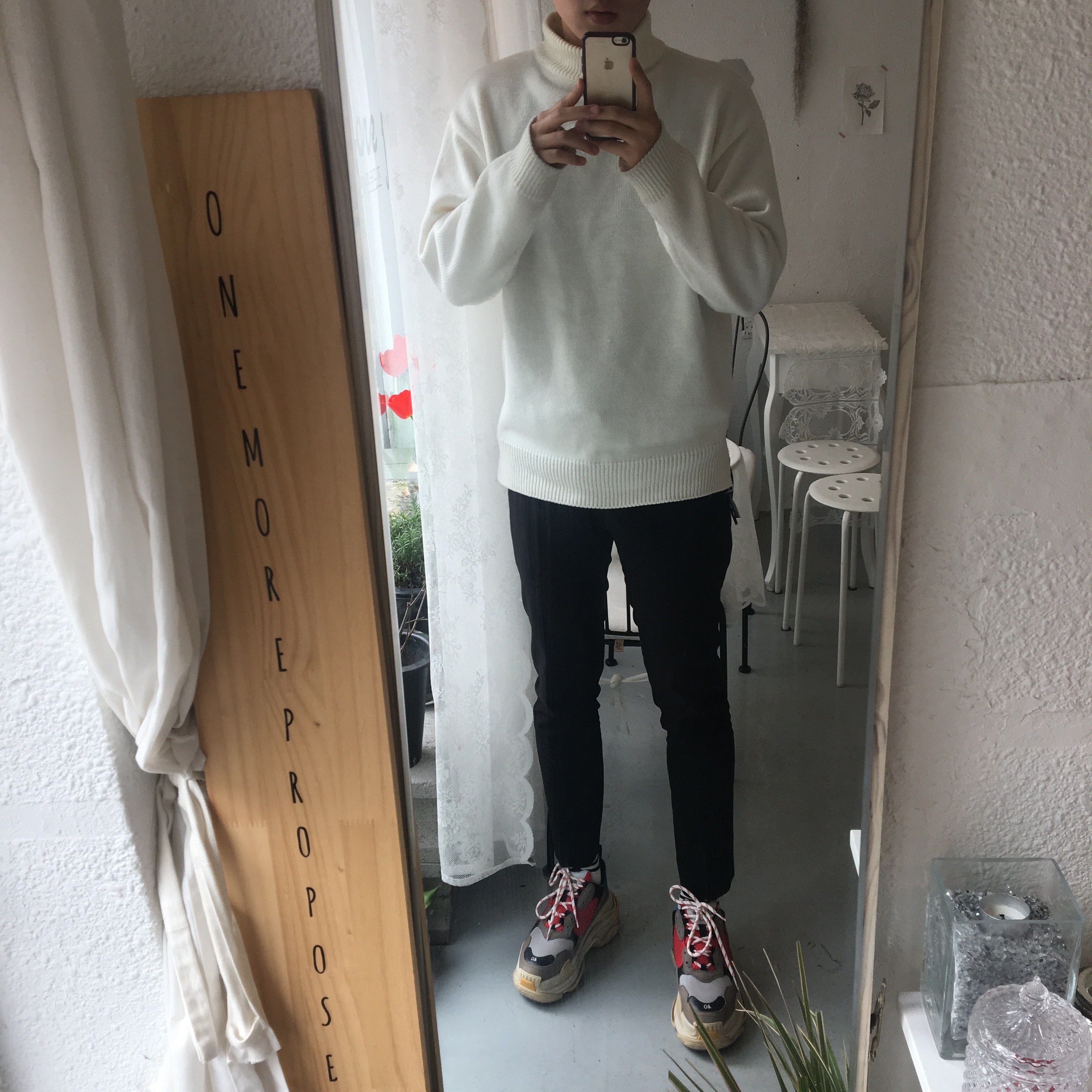 홍진범 (@jj_bam2) 님의 게시물 | KREAM