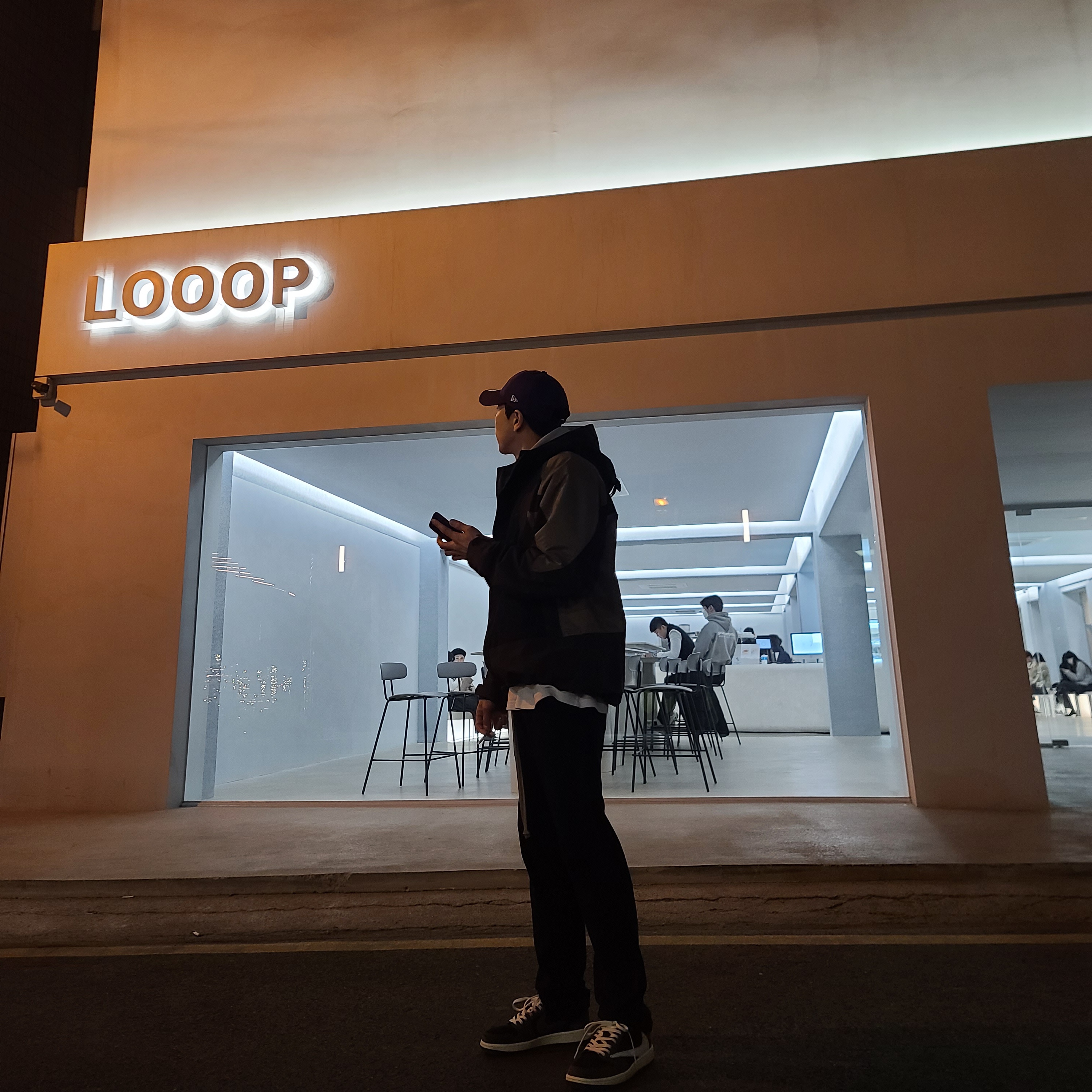 jjun1720 (@___jun) 님의 게시물 | KREAM