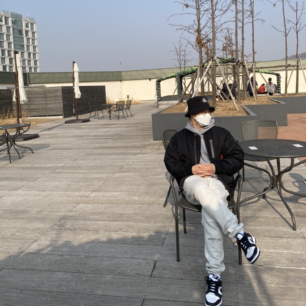 ari2425 (@sihwanpapa) 님의 게시물 | KREAM