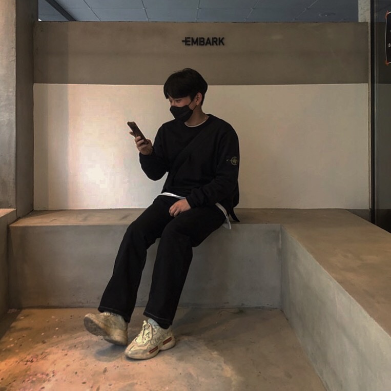 Rsu (@108_.__) 님의 게시물 | KREAM