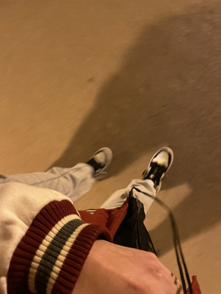 skrr (@letsgetit) 님의 게시물 | KREAM