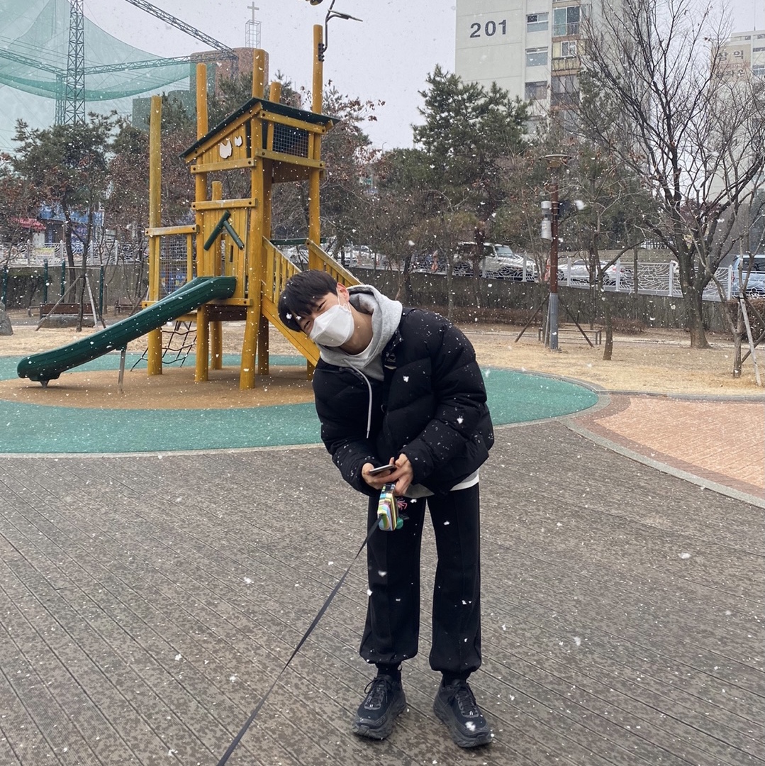 junjuncha (@junjun._.cha) 님의 게시물 | KREAM