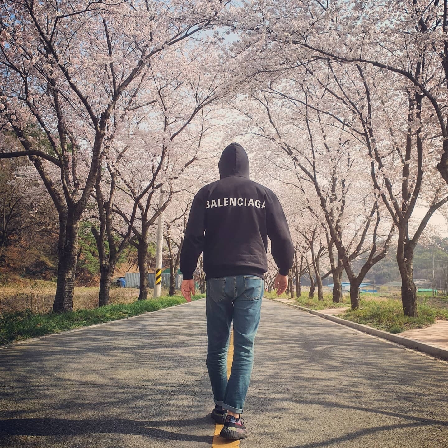 insta - bobm... (@marley) 님의 게시물 | KREAM