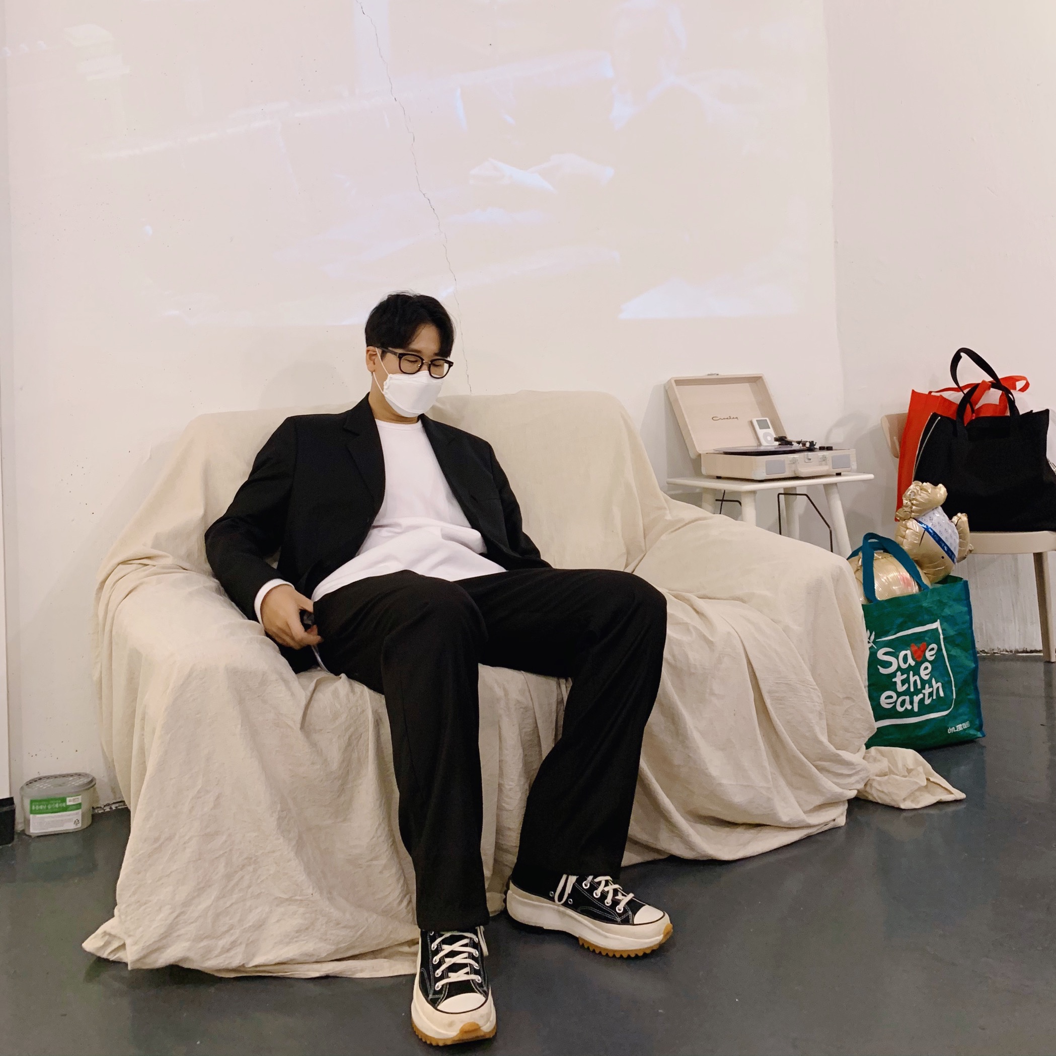 상준 (@s.jun_stagram) 님의 게시물 | KREAM