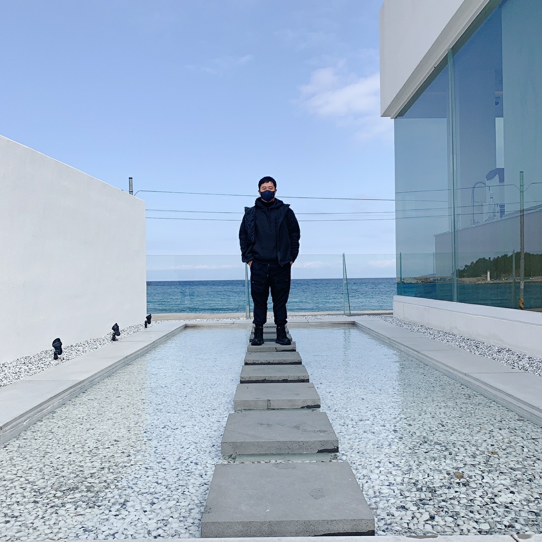 스톤 (@han_jiny) 님의 게시물 | KREAM