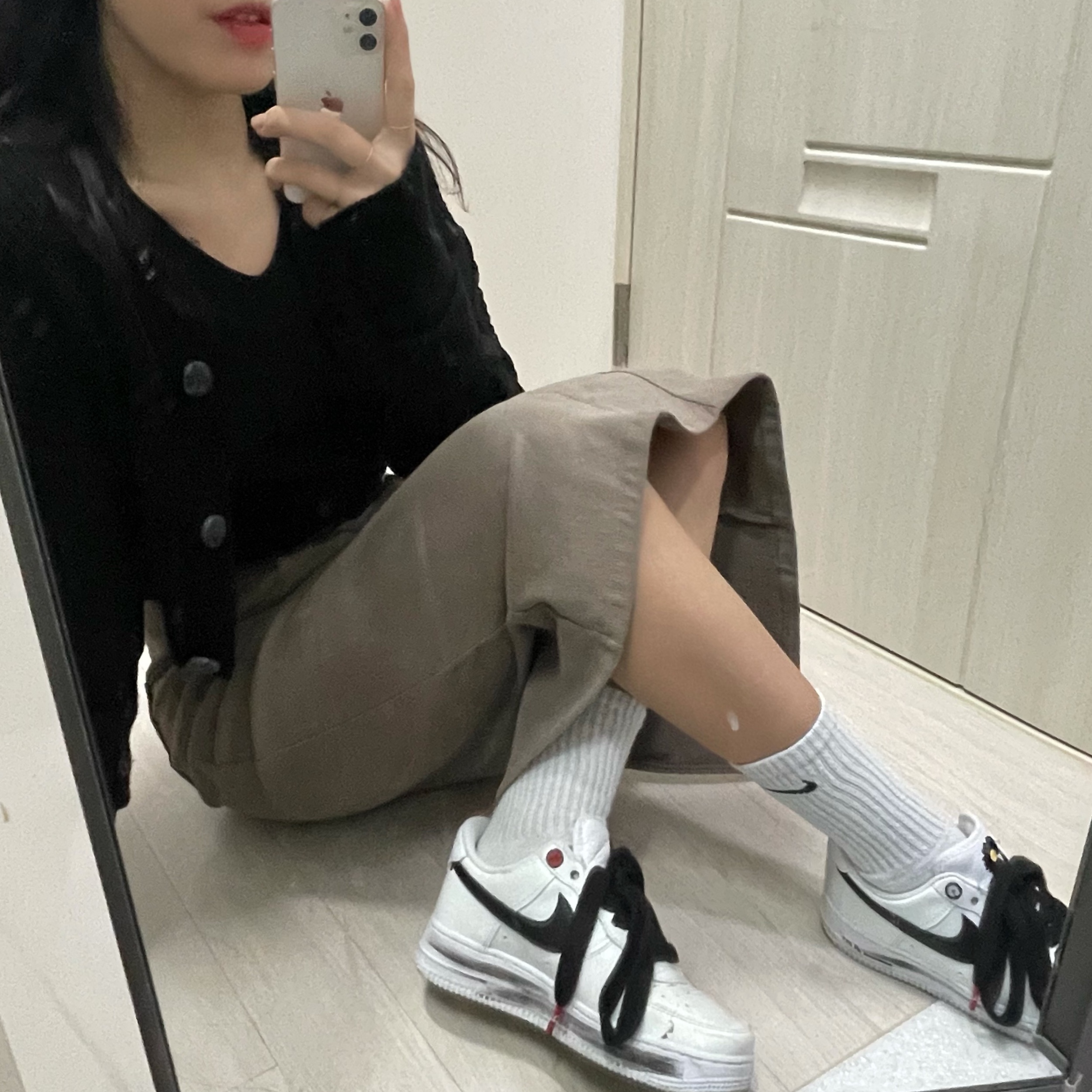 인정 (@admit) 님의 게시물 | KREAM