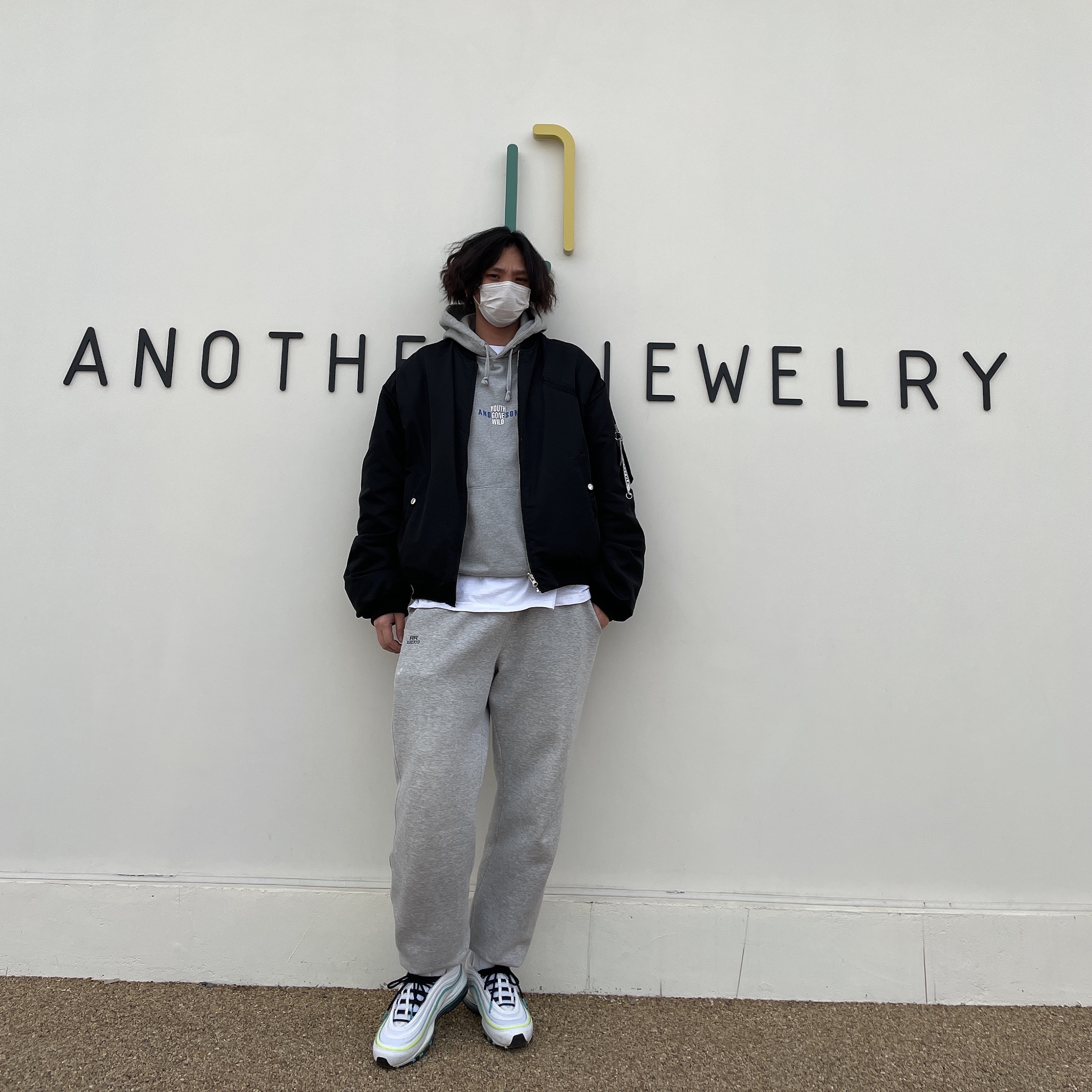 juju (@juju.75) 님의 게시물 | KREAM