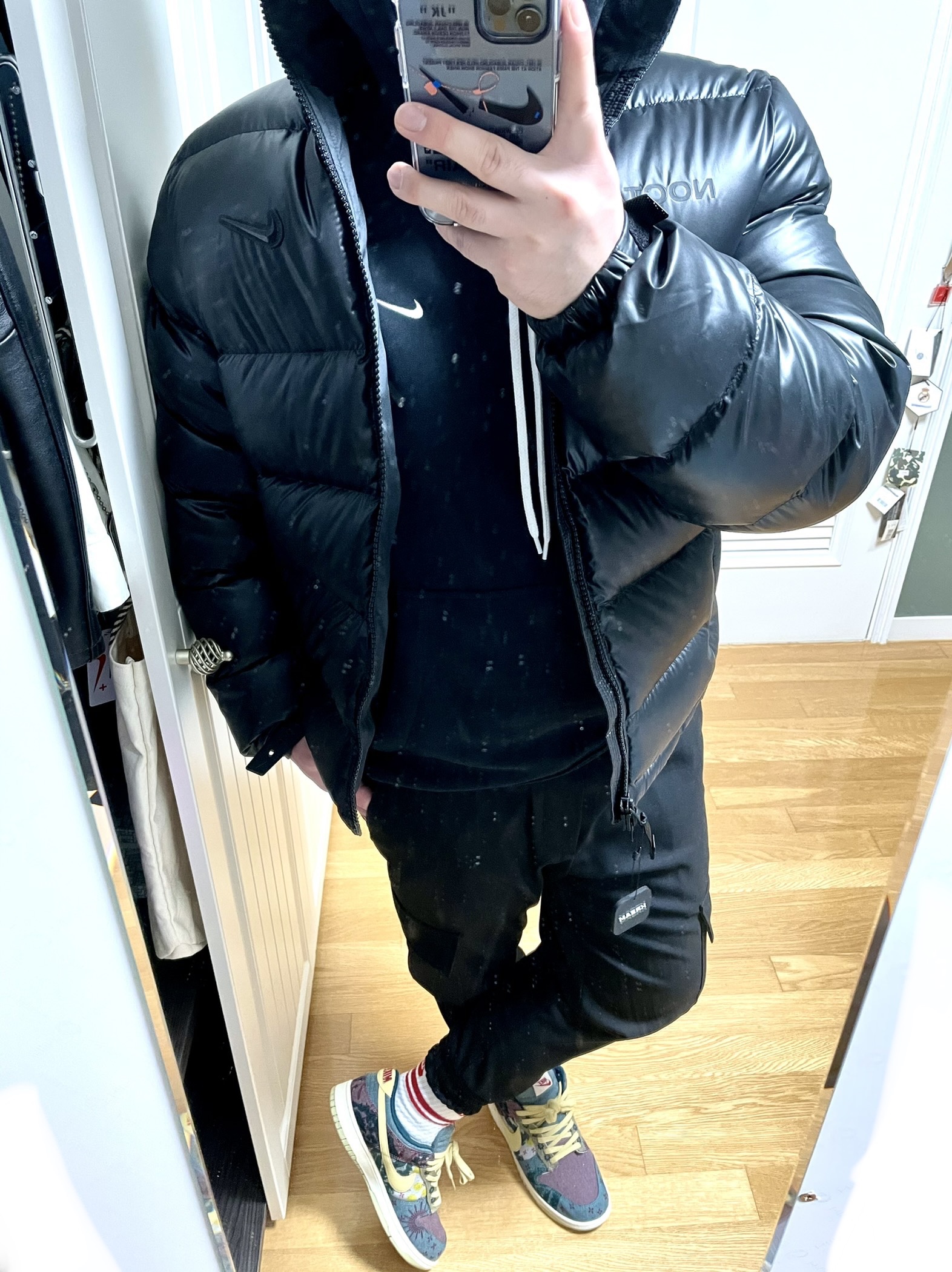 cs8576 (@sccombal_ee) 님의 게시물 | KREAM