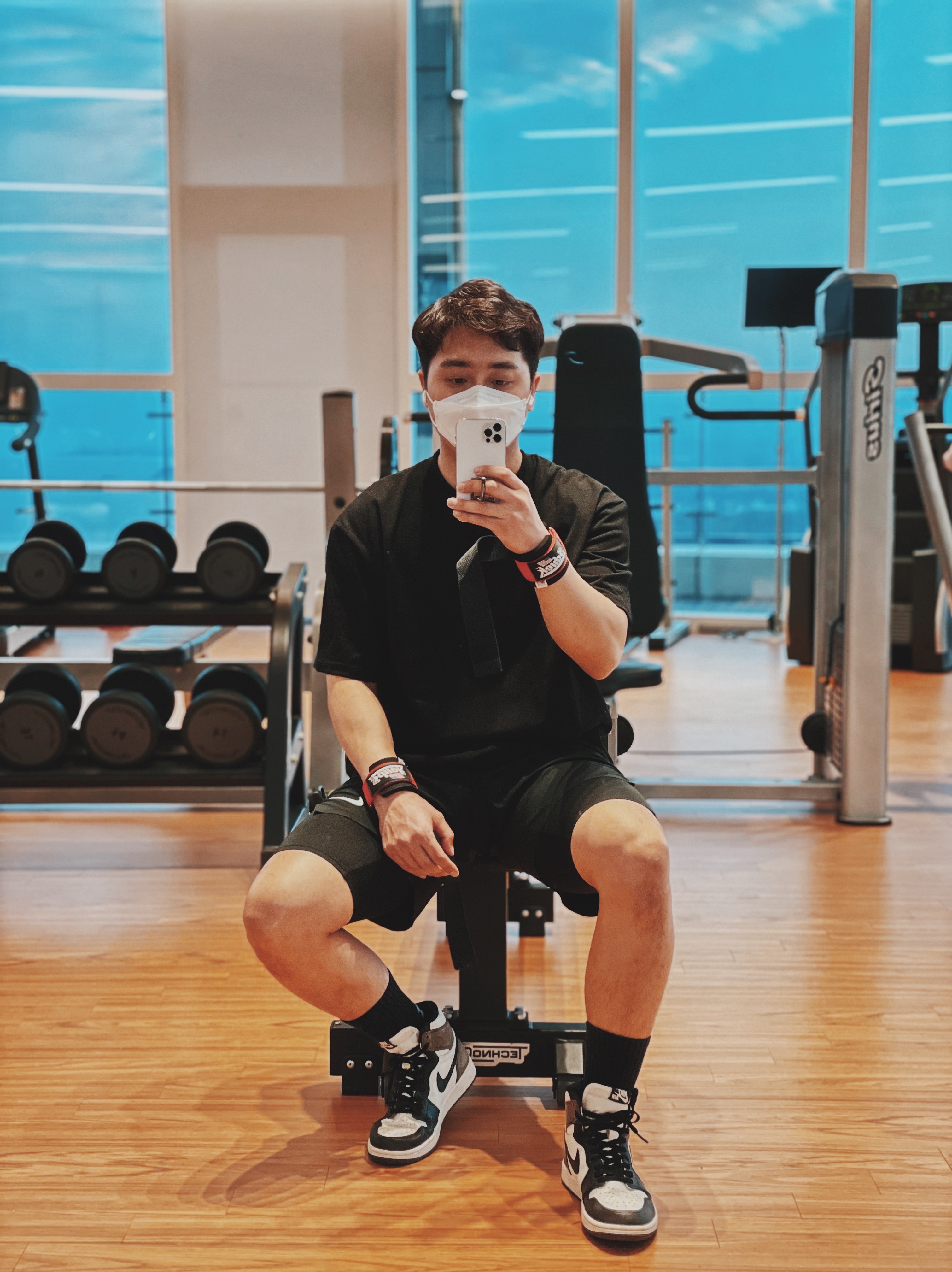 (@dior.cc) 님의 게시물 | KREAM