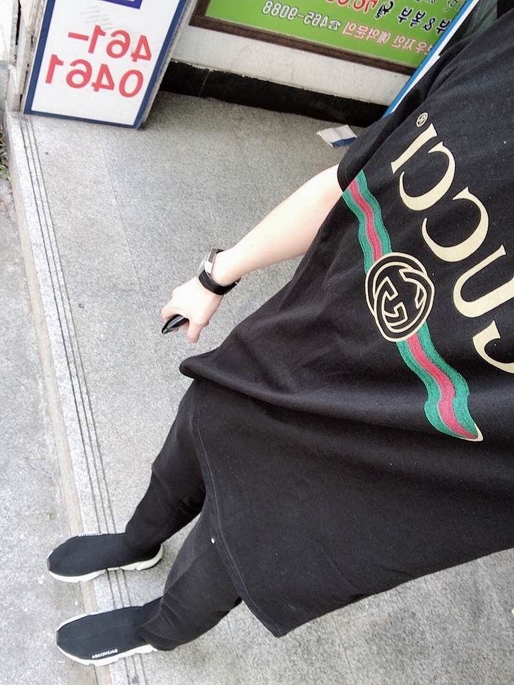 굳셀 건 넓을 호 (@thisis_ho) 님의 게시물 | KREAM