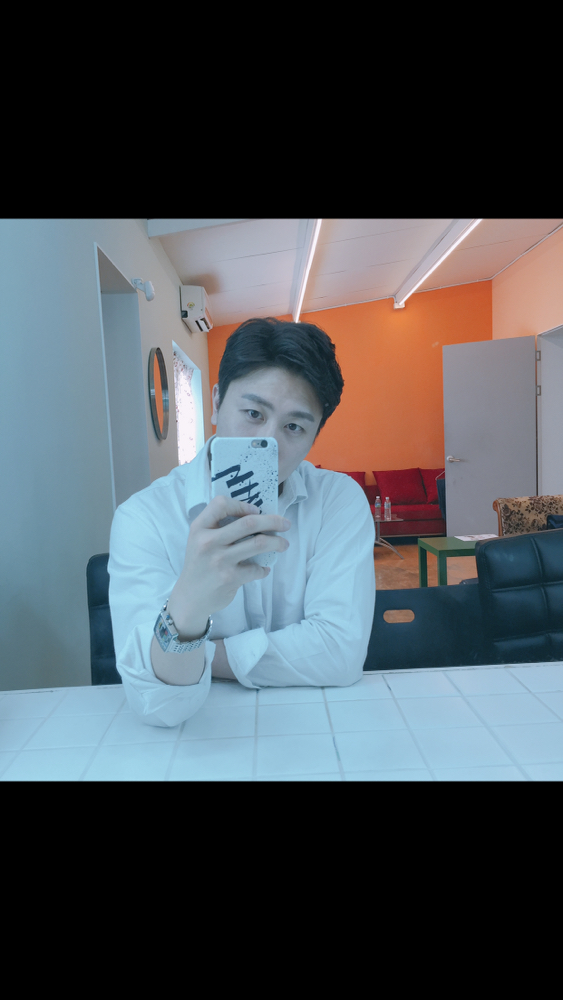 simplyjins (@woody_kim) 님의 게시물 | KREAM