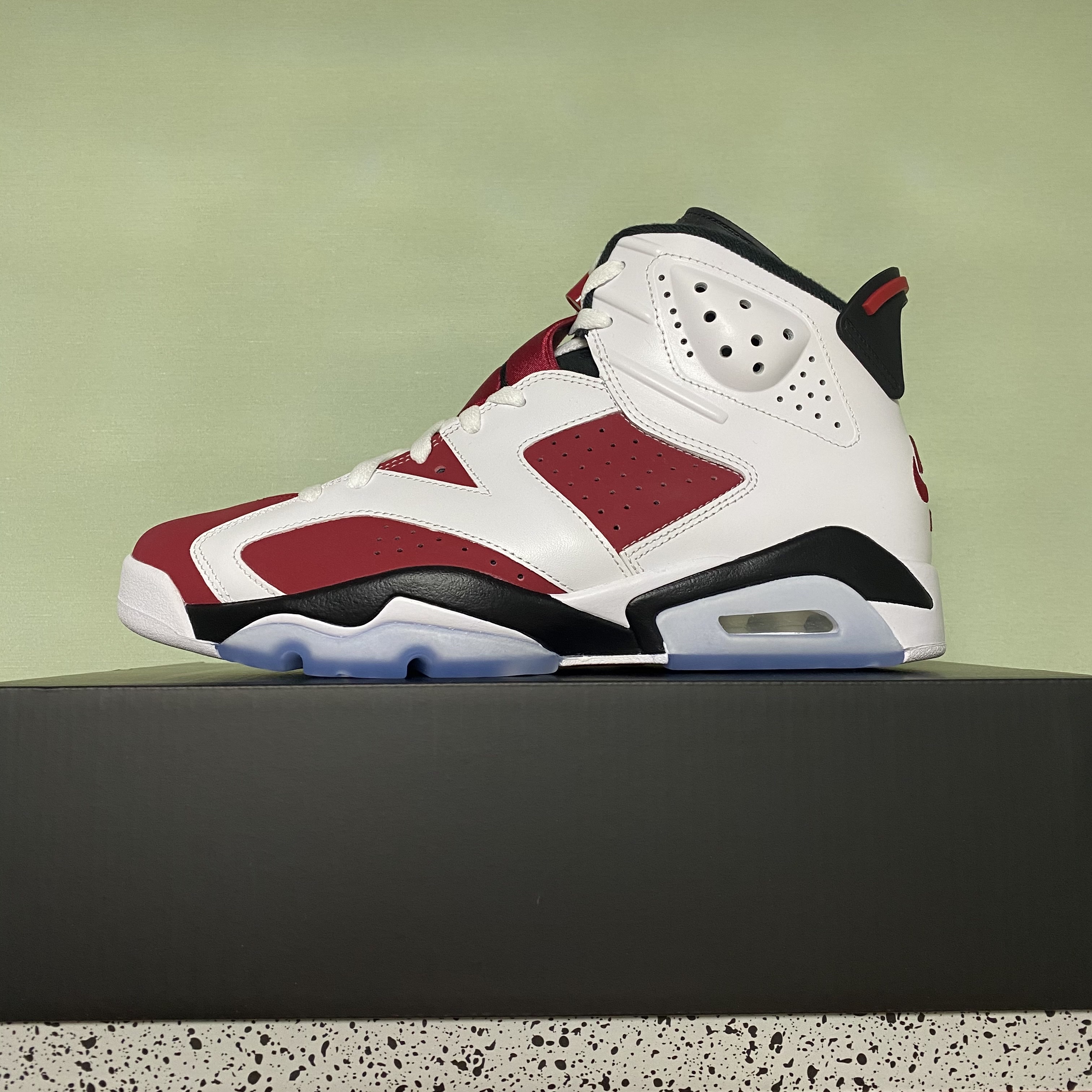 fue222 (@nike.like.life) 님의 게시물 | KREAM