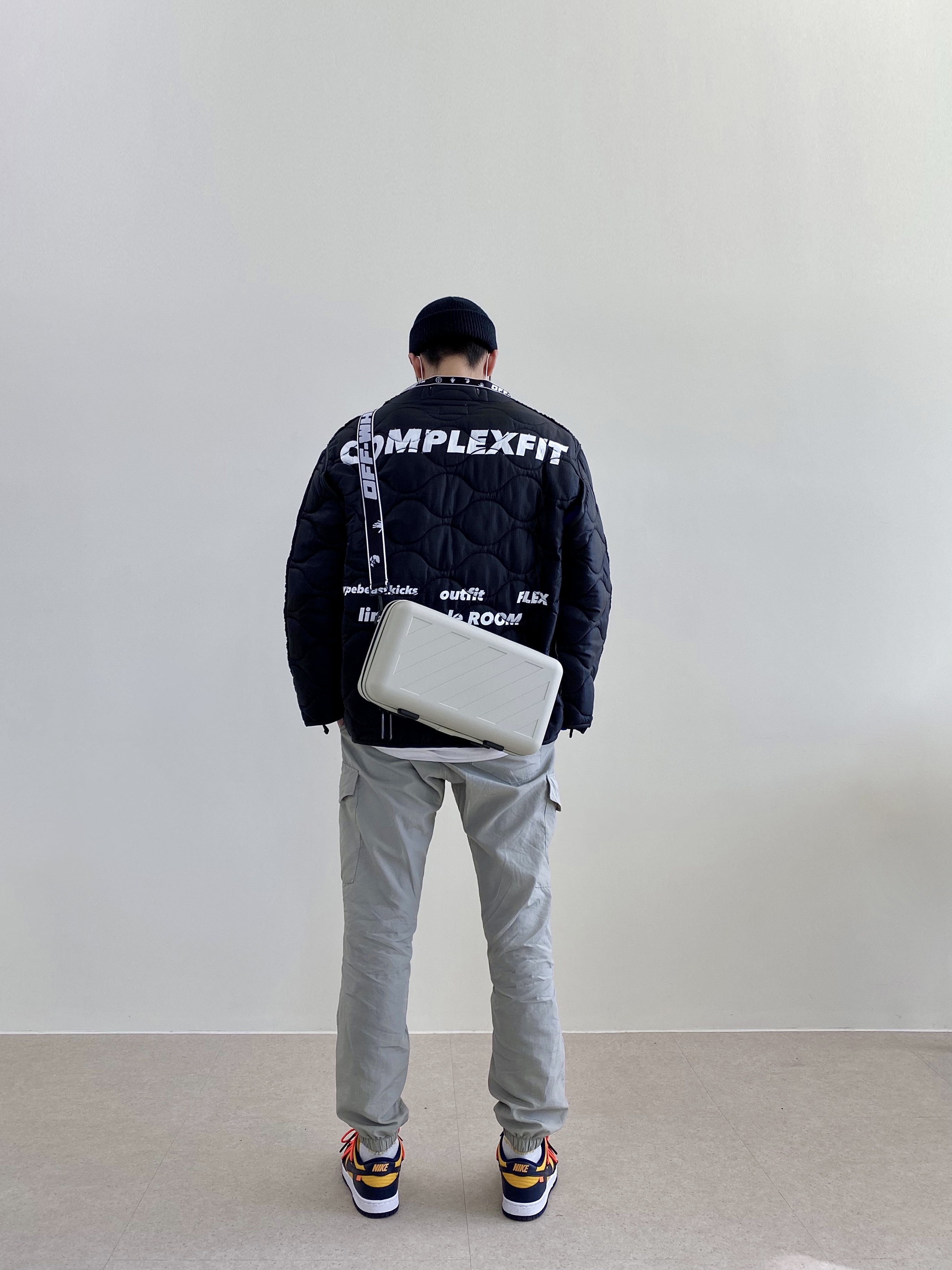 굳셀 건 넓을 호 (@thisis_ho) 님의 게시물 | KREAM