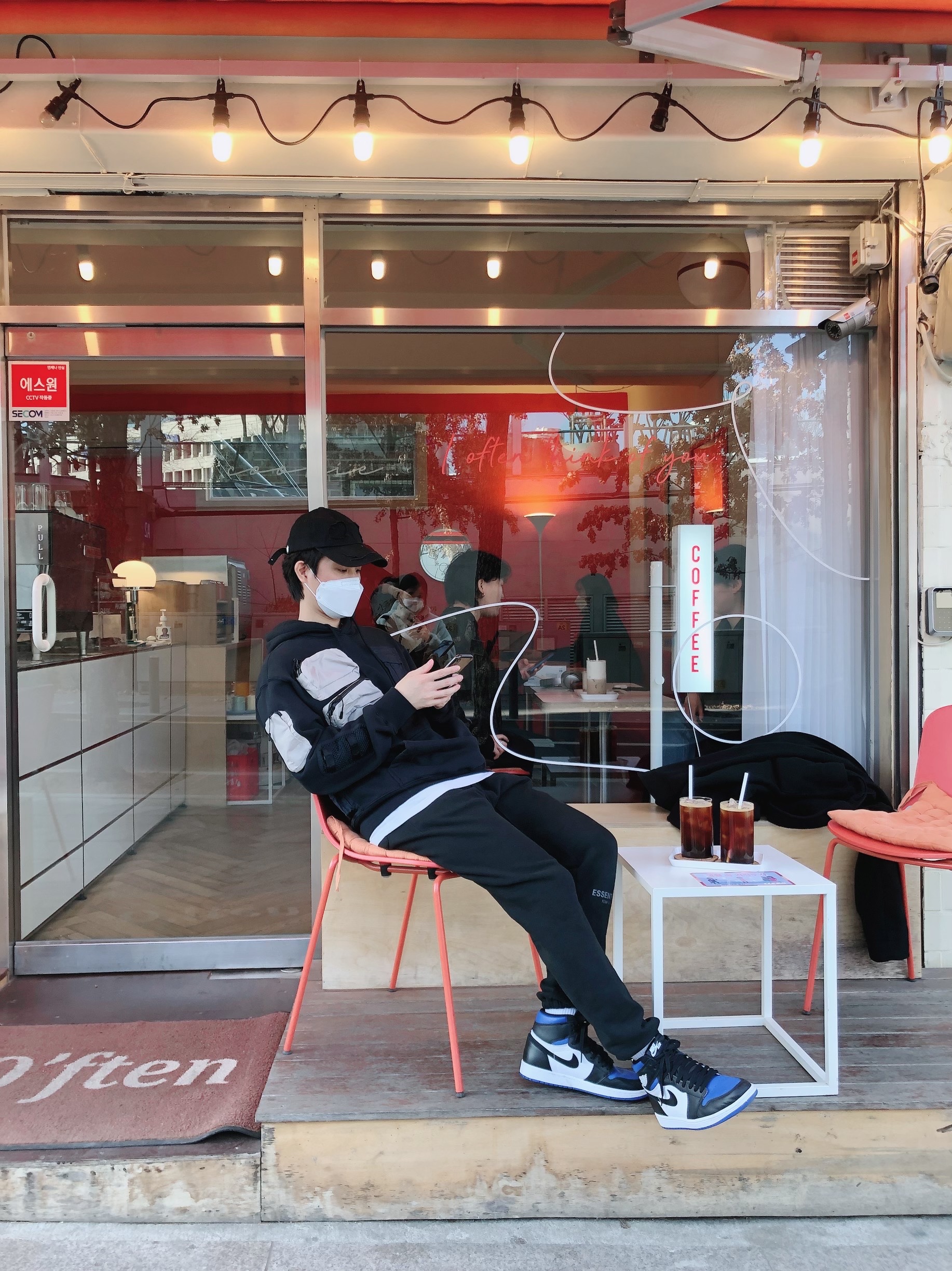 @negan) 님의 게시물 | KREAM