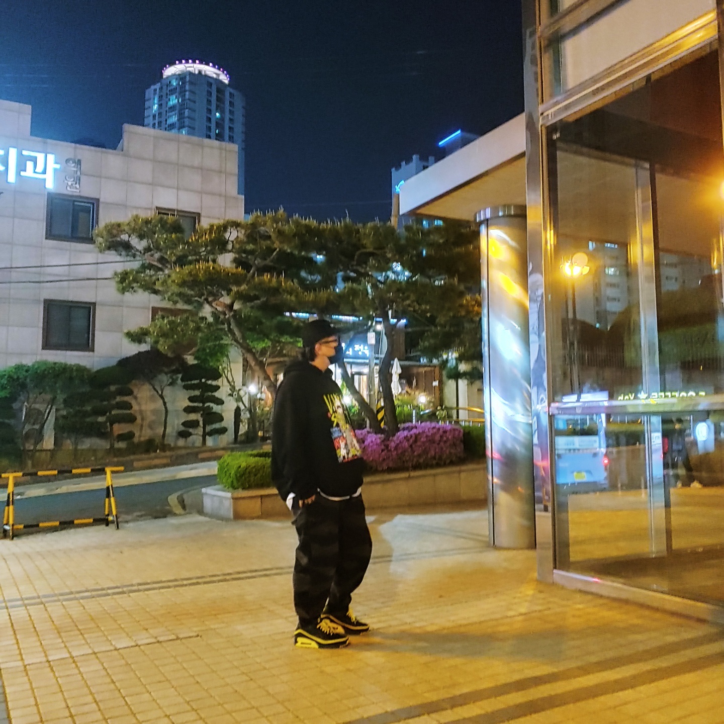 꾸버 (@tkdgns1492) 님의 게시물 | KREAM