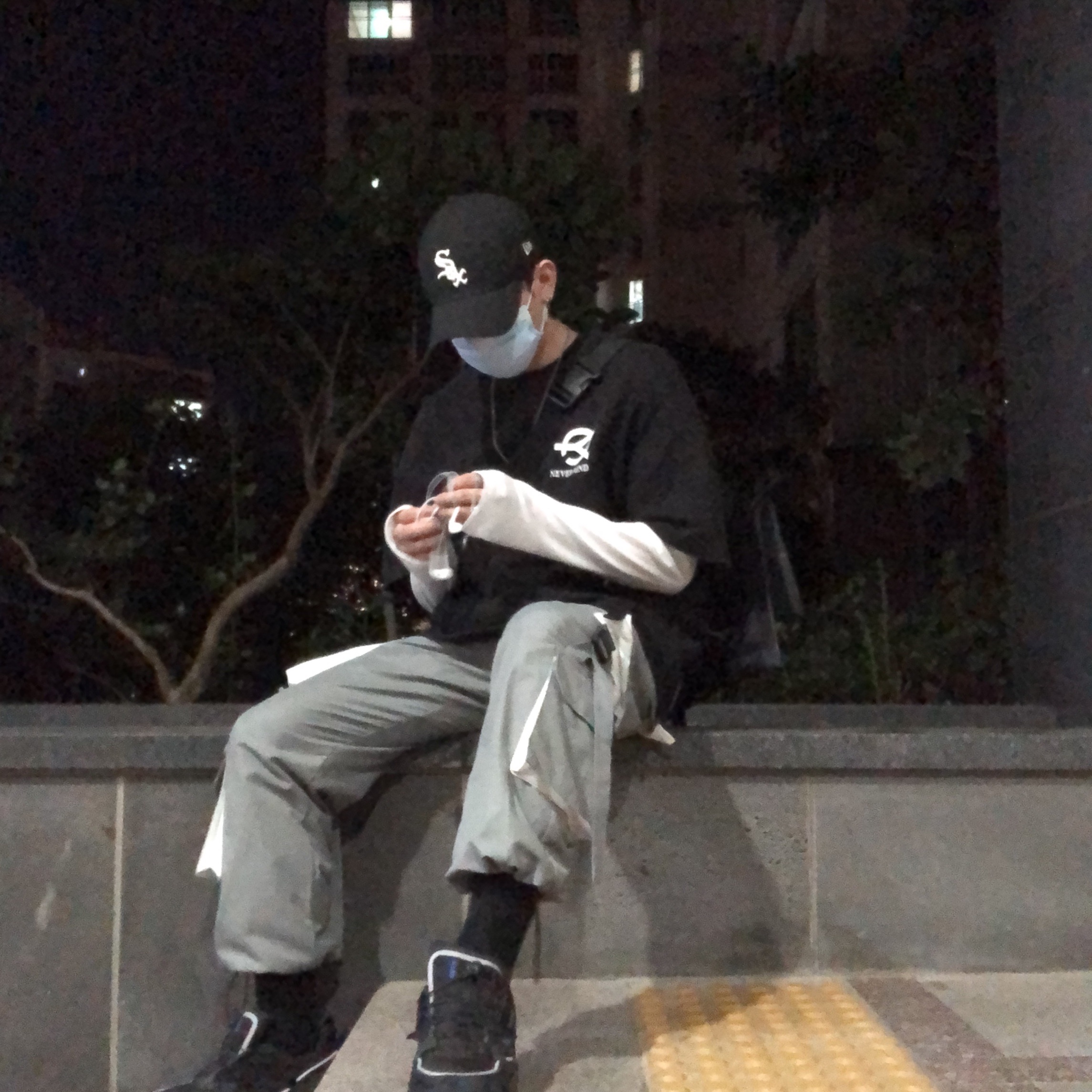 환이 (@ash.xxn_) 님의 게시물 | KREAM